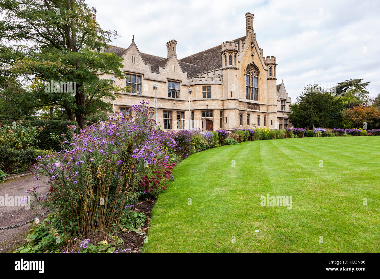 Oundle school hi-res stock photography and images - Alamy