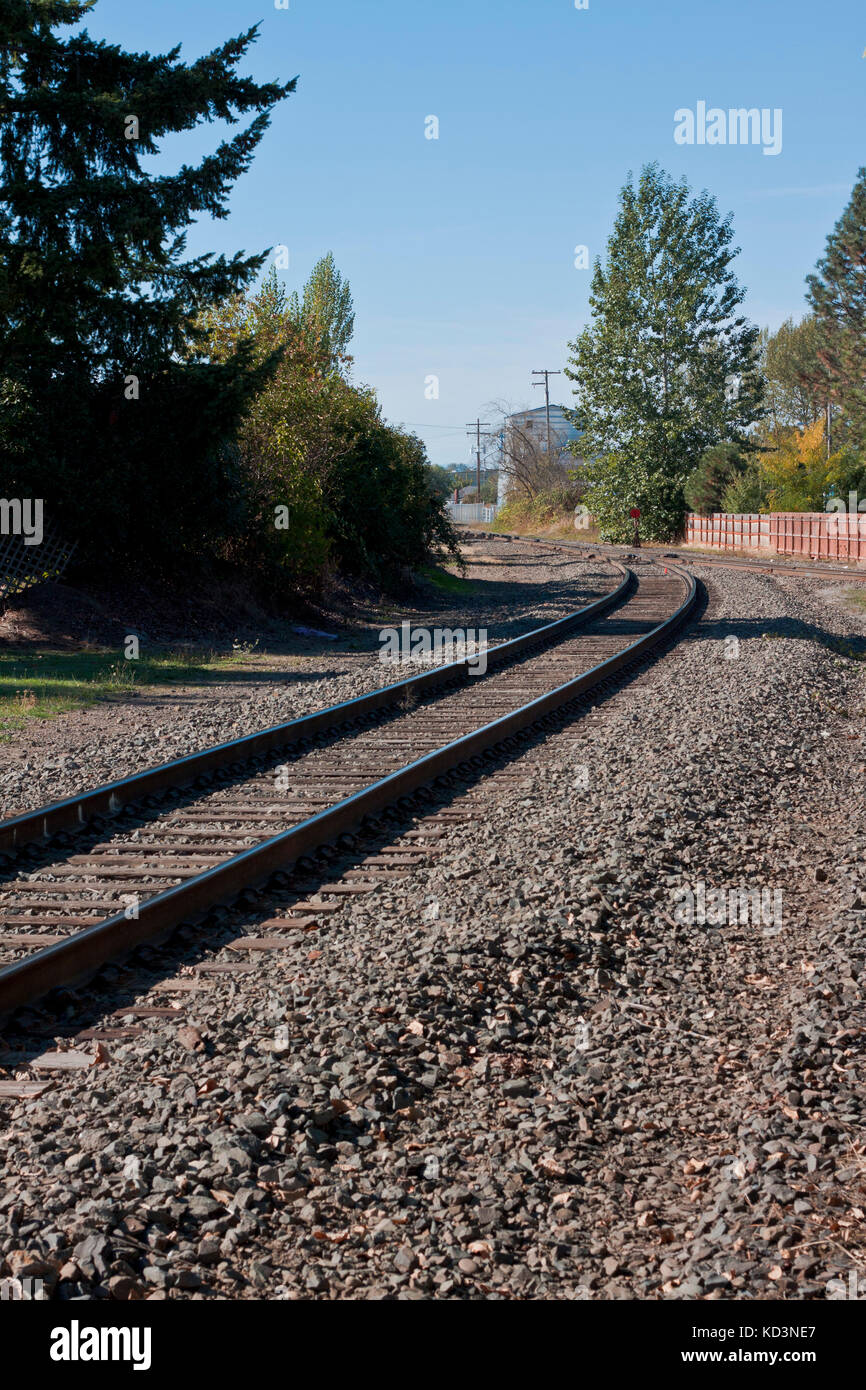 Train car railroad rail tracks track hi-res stock photography and ...