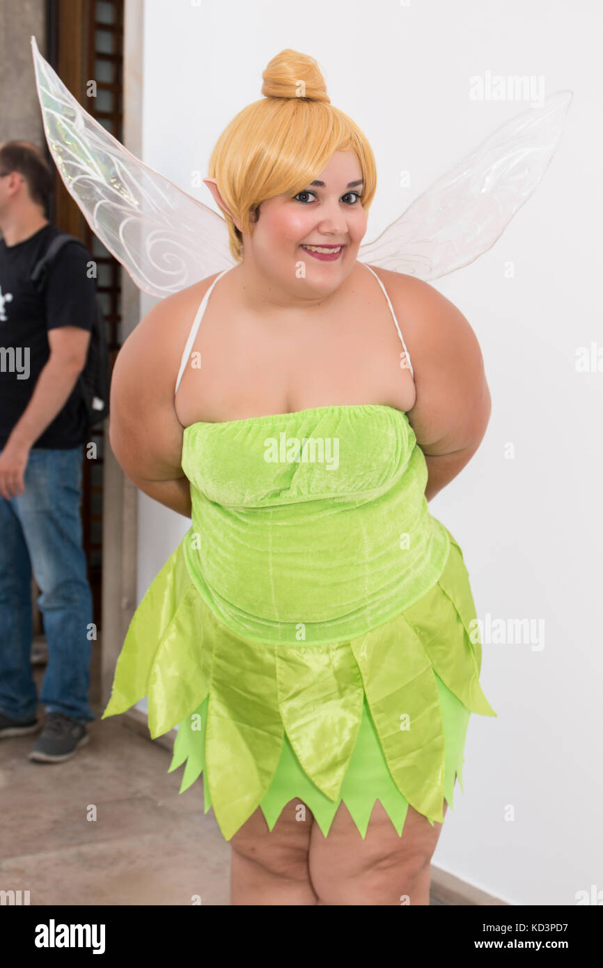 Tinkerbell cartoon hi-res stock photography and images - Alamy