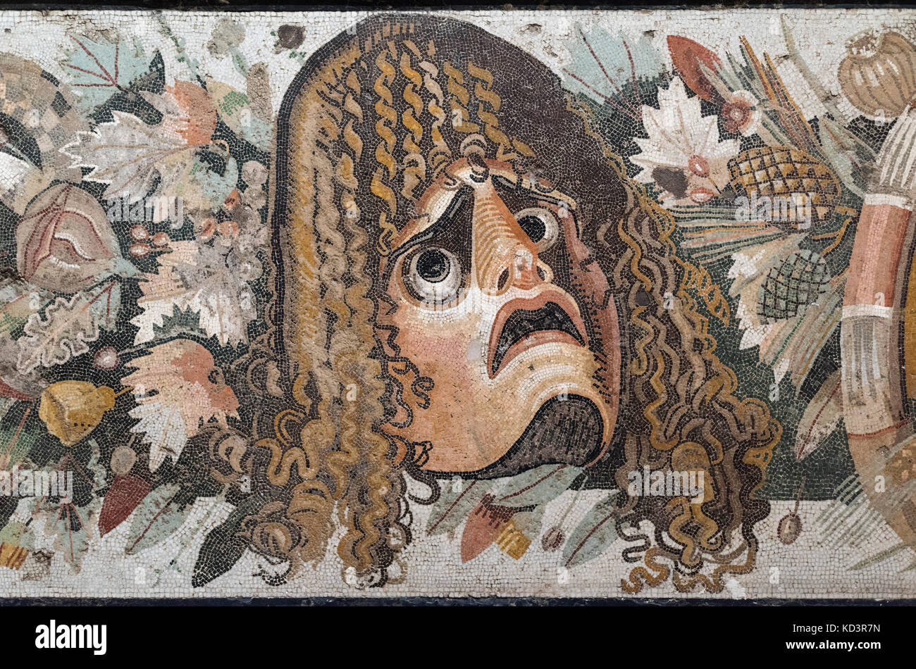 Roman theater mask hi-res stock photography and images - Alamy