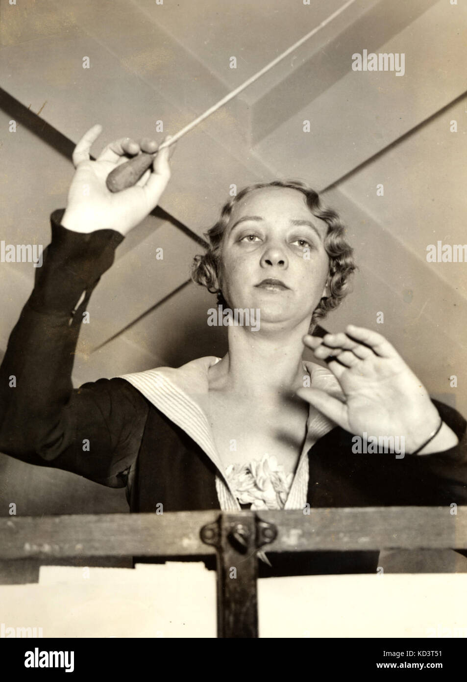 Ebba Sundstrom conducting in 1930, New York. The first American-born ...