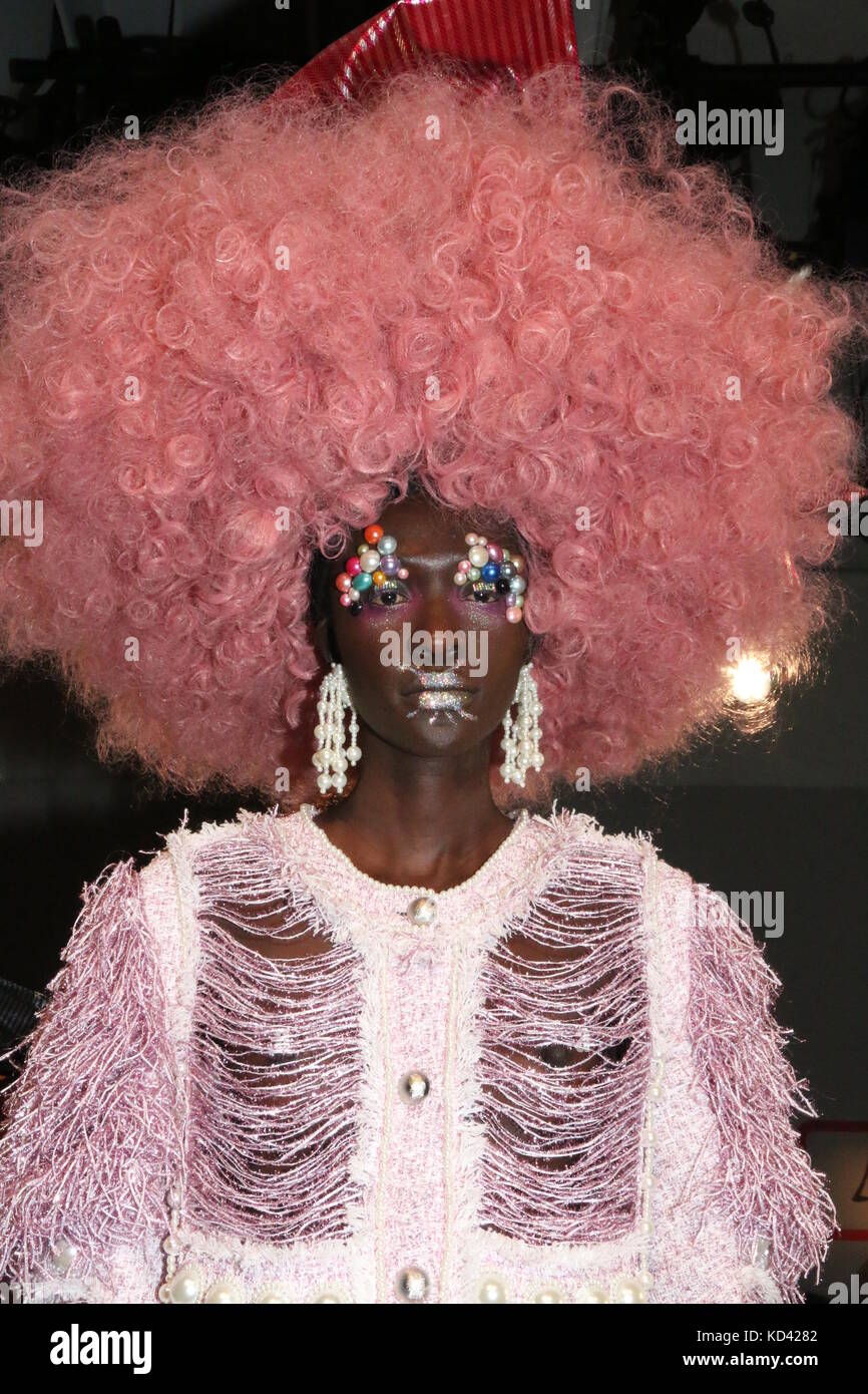 New York Fashion Week - Laurence & Chico - Runway Featuring: Atmosphere ...