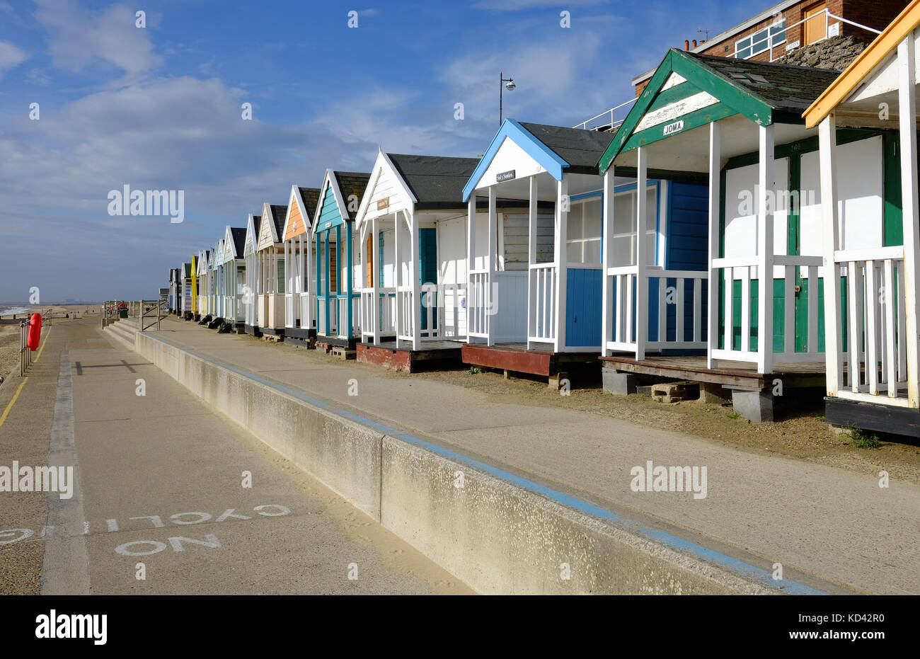 Southwold beach huts sea hi-res stock photography and images - Alamy