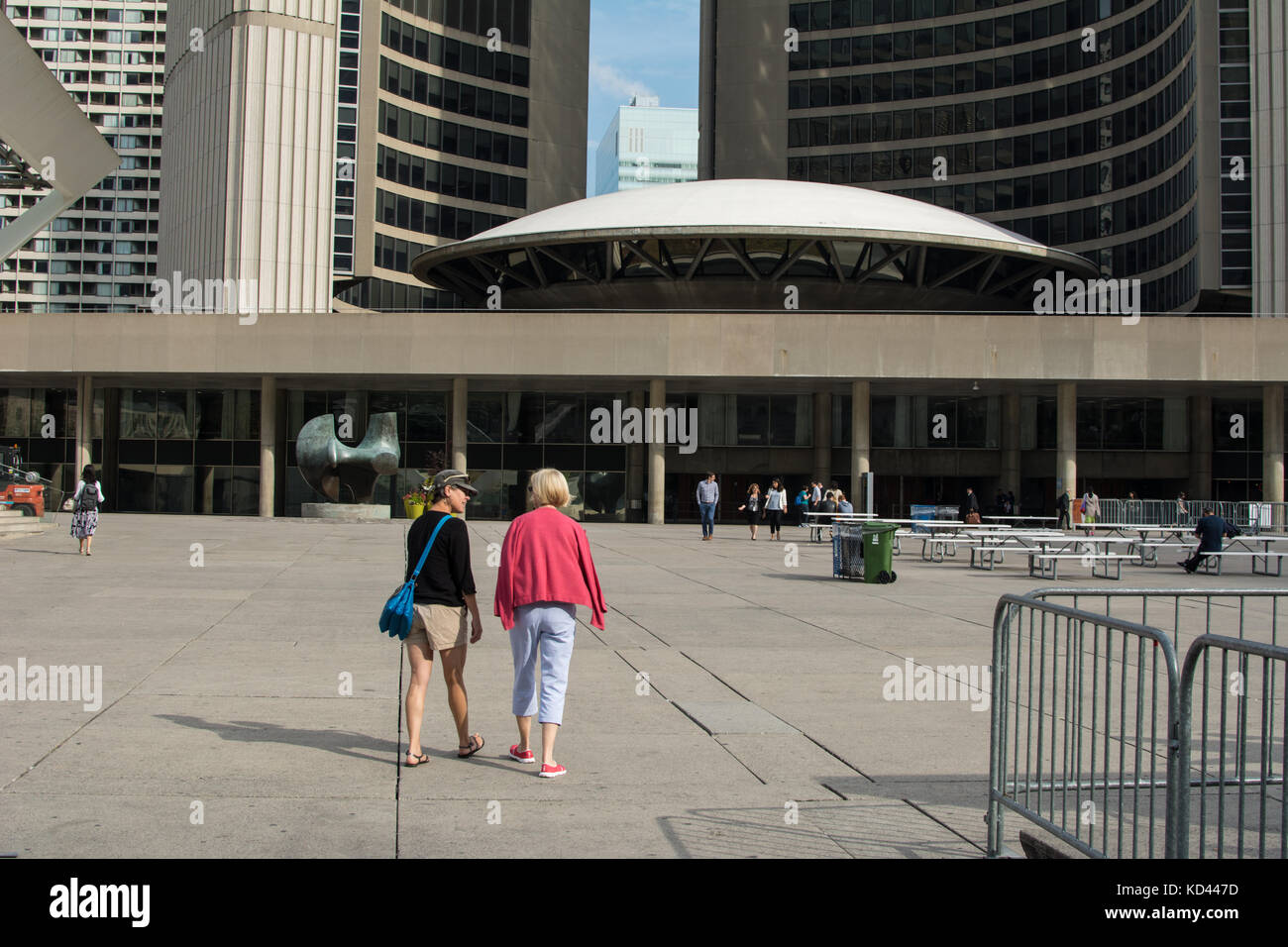 Toronto city hal hi-res stock photography and images - Alamy