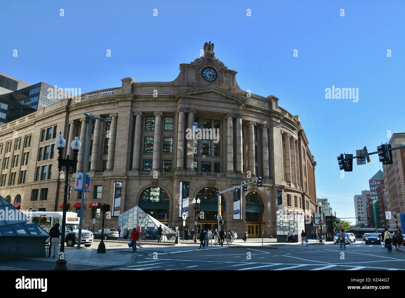 Boston bus station hi-res stock photography and images - Alamy