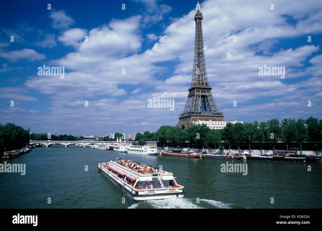 Bateau Mouche Paris Stock Photos & Bateau Mouche Paris Stock Images - Alamy