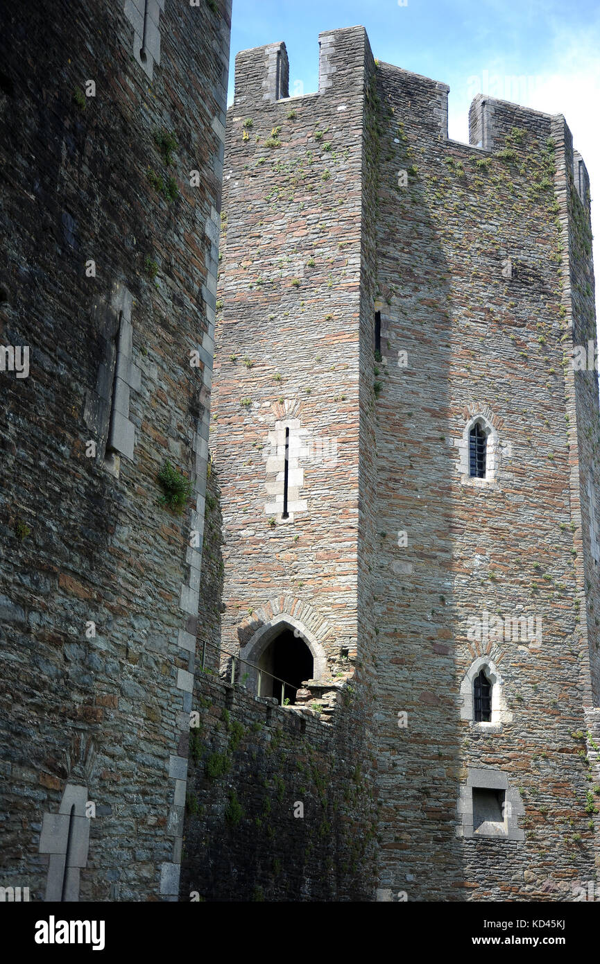 North West Tower. Caerphilly Castle Stock Photo - Alamy
