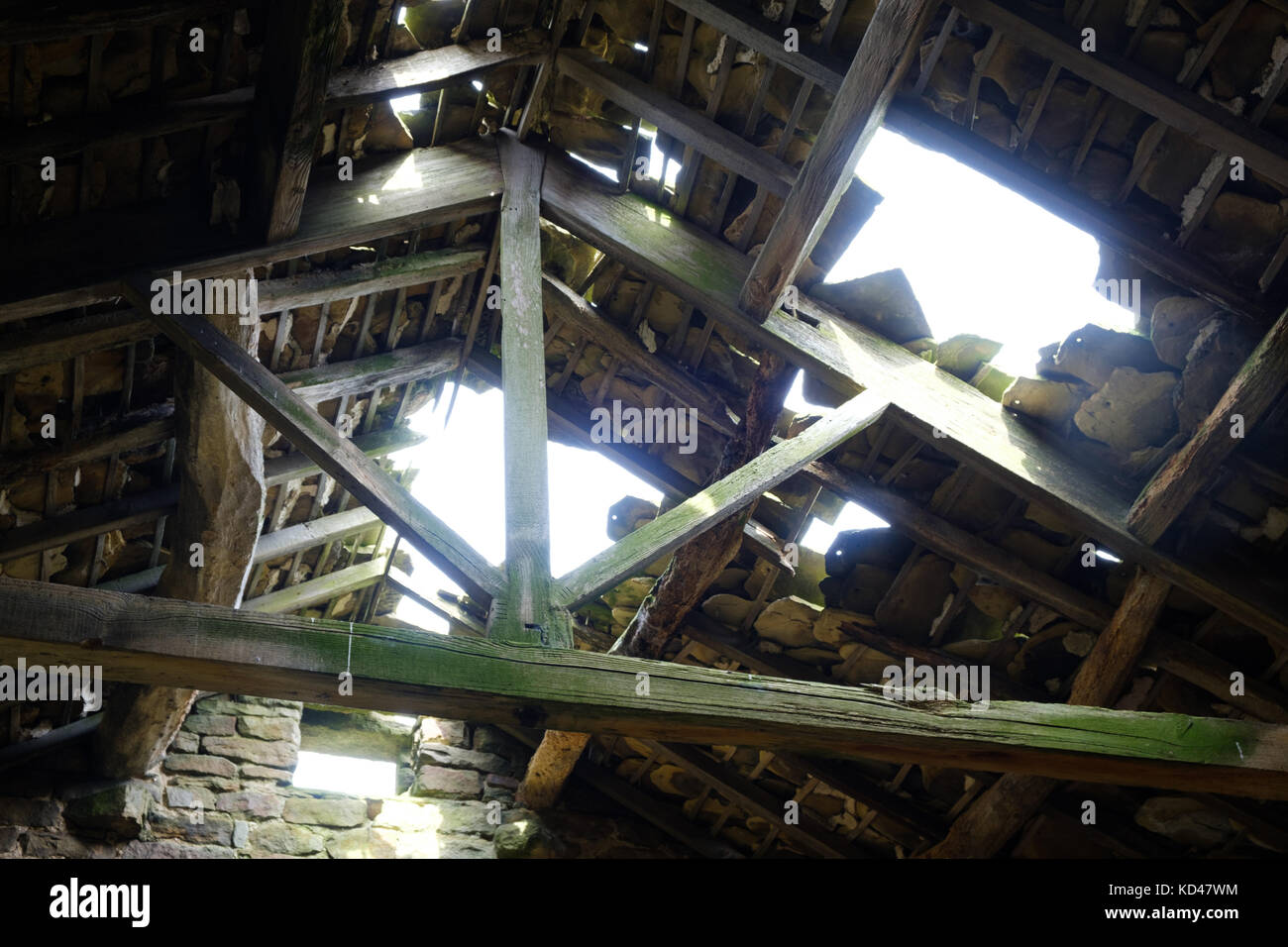 Holes in beams hi-res stock photography and images - Alamy