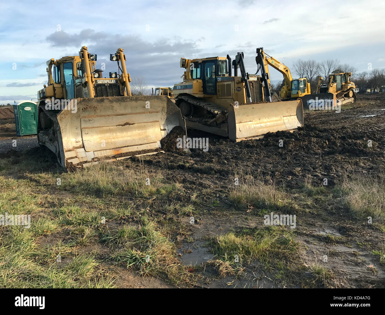 Earth moving machines hi-res stock photography and images - Alamy