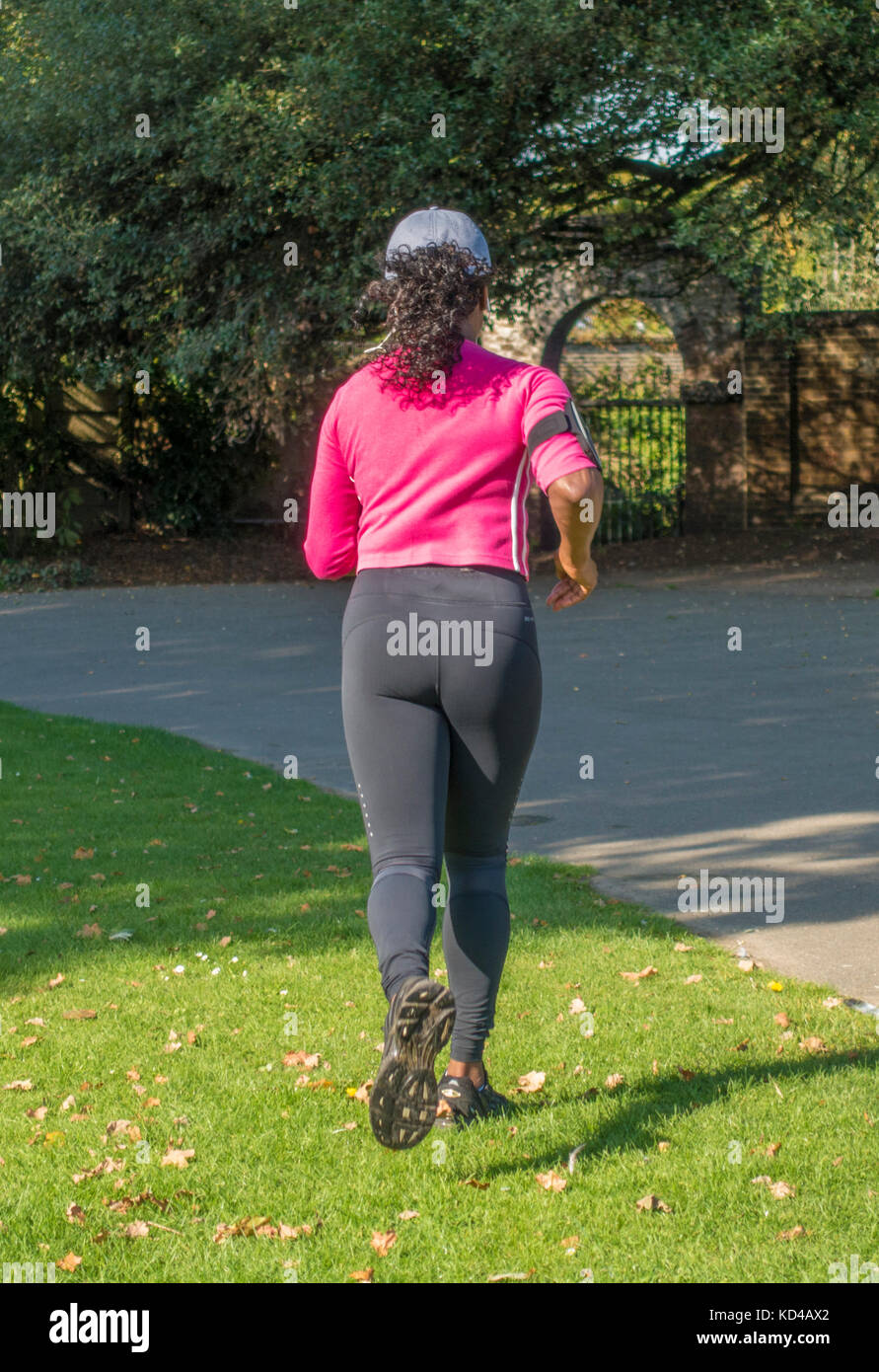 Shapely woman hi-res stock photography and images - Alamy