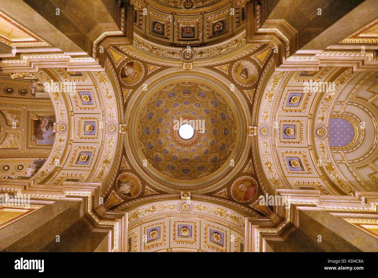 Angels on a ceiling of opera house in Budapest, Hungary Stock Photo - Alamy