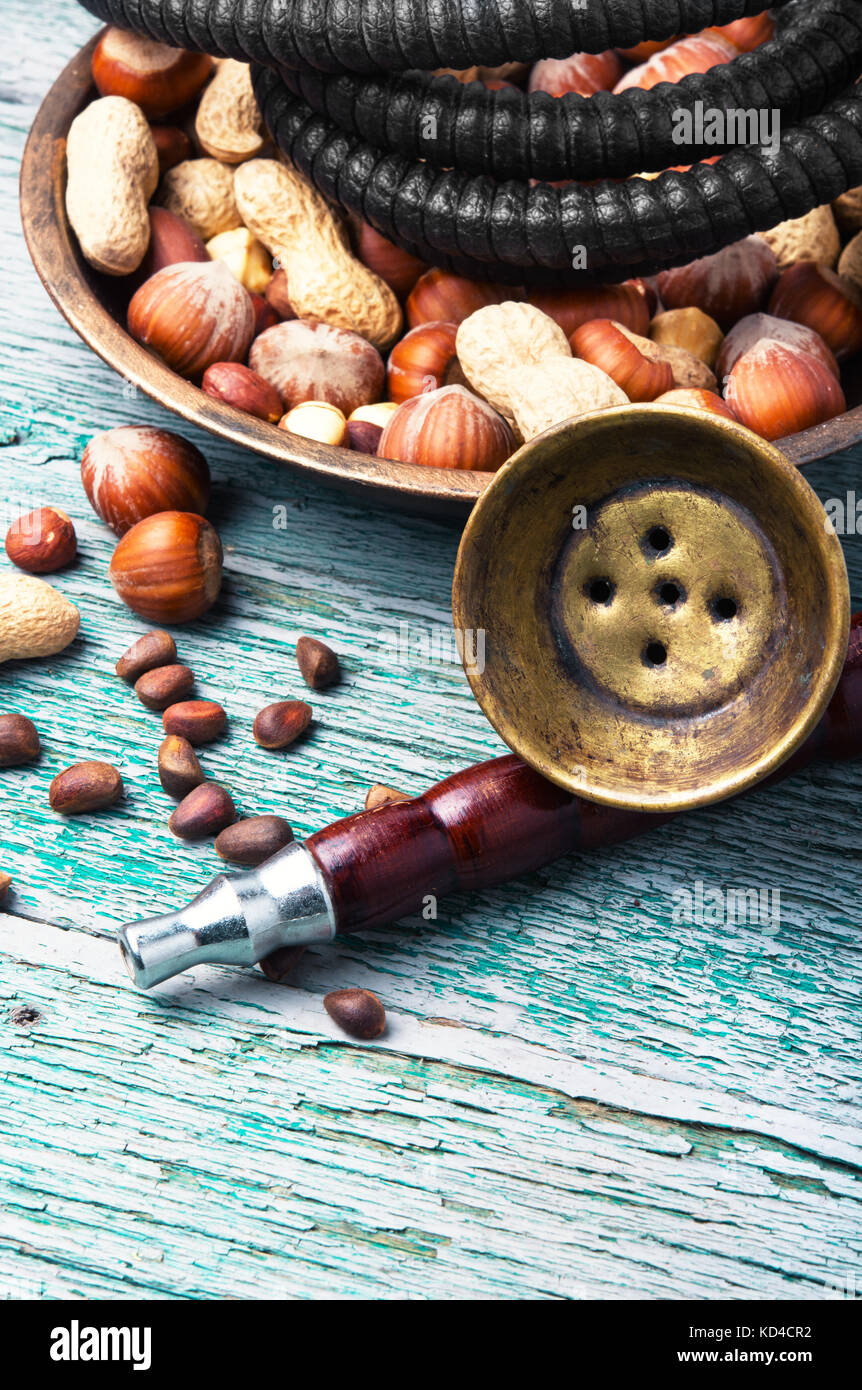 persian smoking hookah with a taste of hazelnuts Stock Photo - Alamy