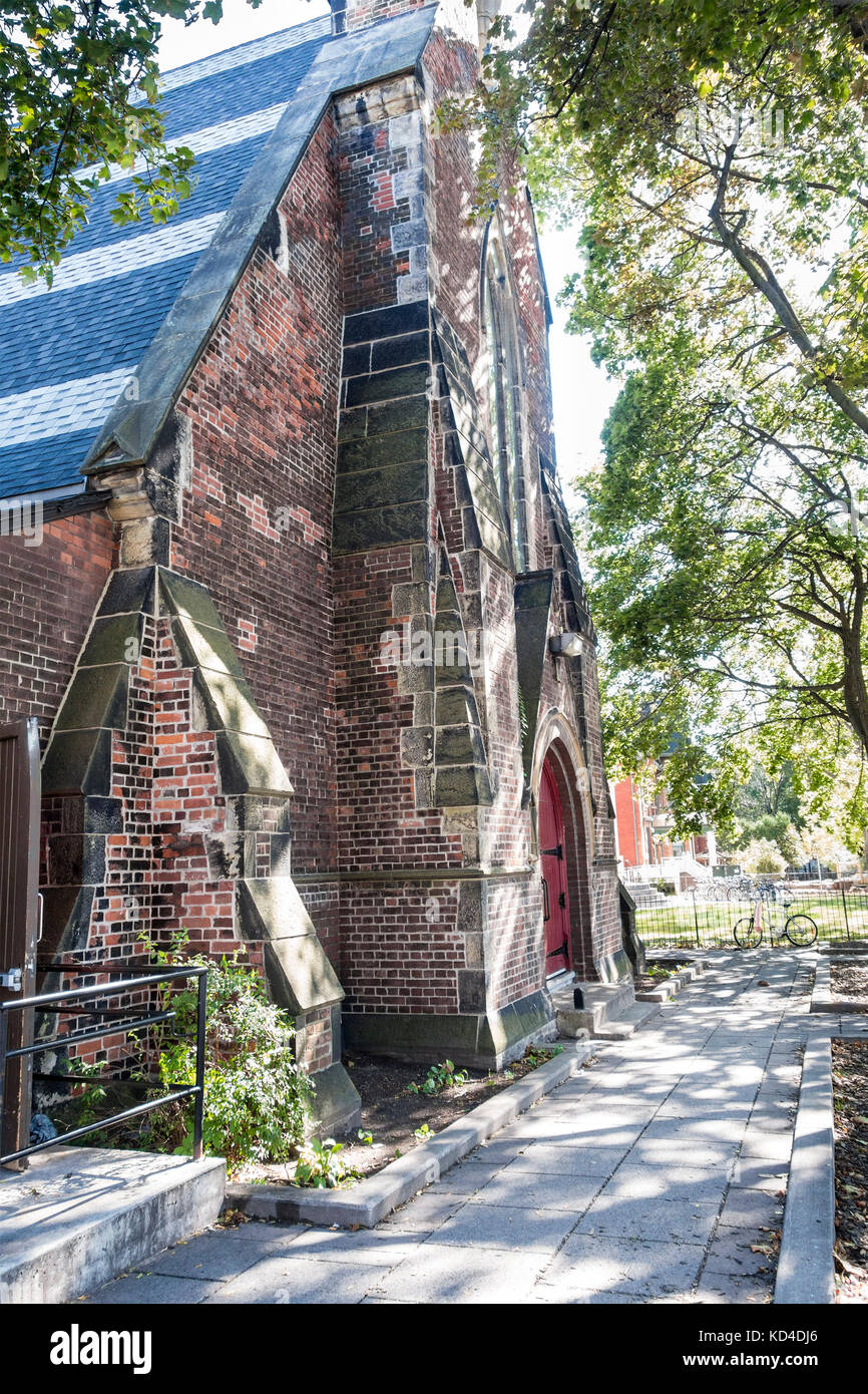 Church of St Stephen-in-the-field at College St. and Bellevue St. in ...