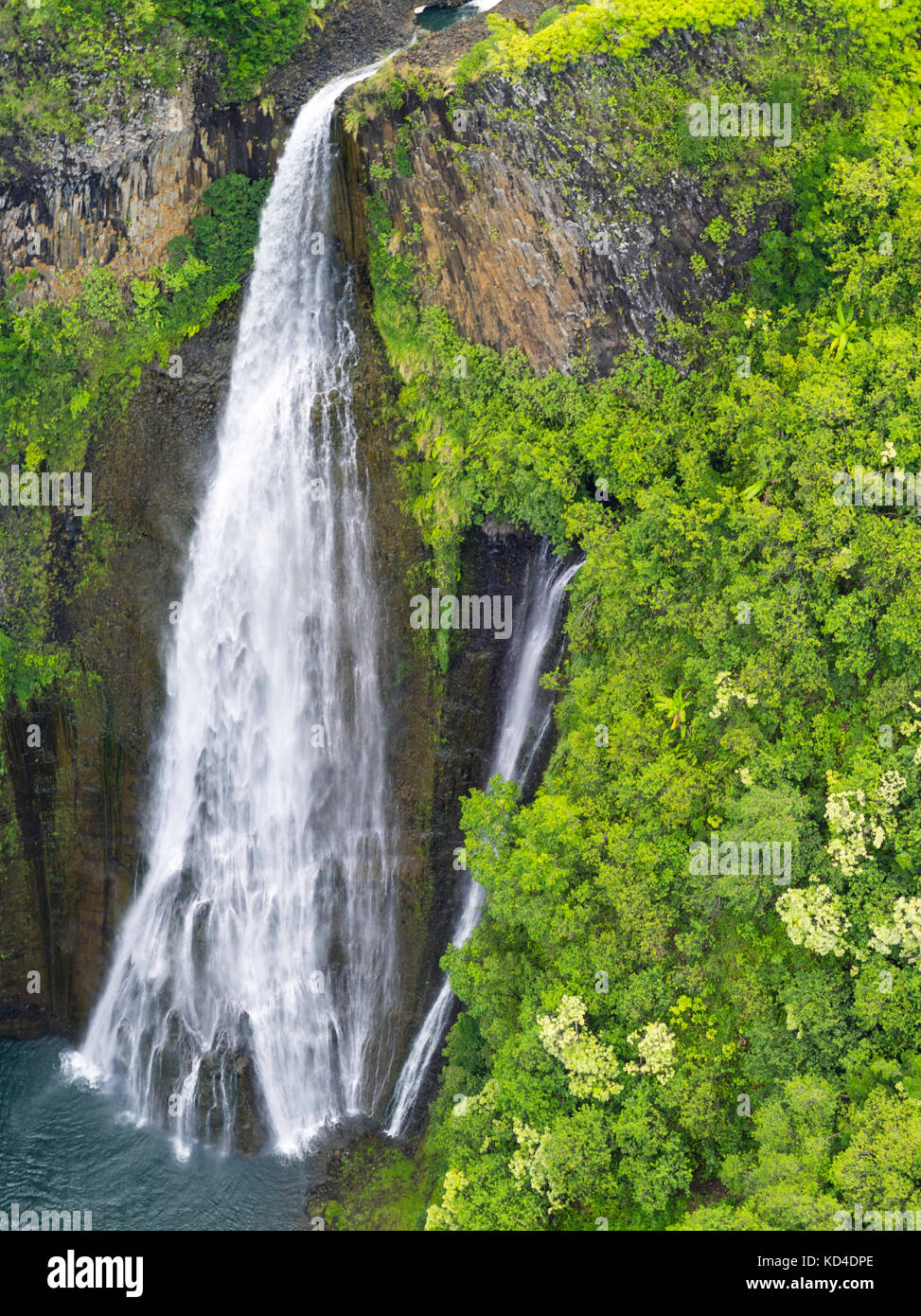 Aerial view of Manawaiopuna Falls, Kauai, Hawaii, featured in Jurassic ...
