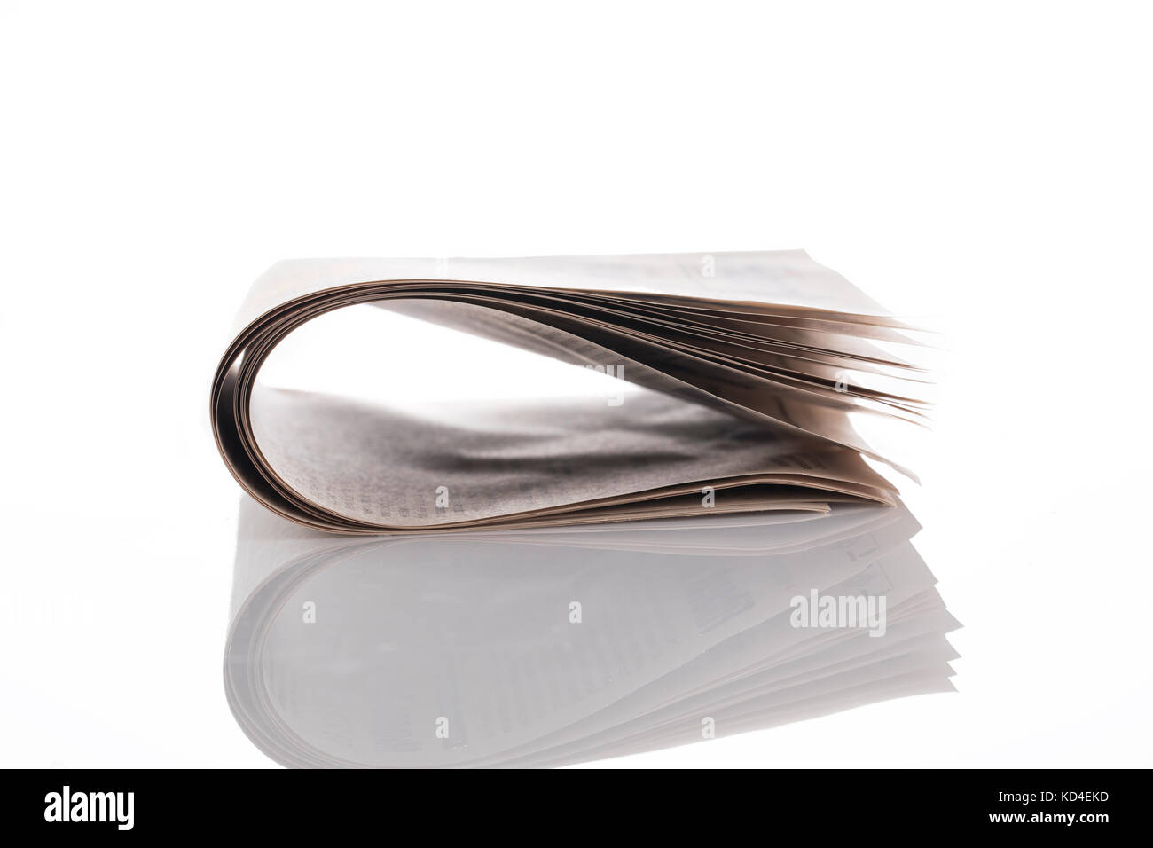 Old newspaper texture hi-res stock photography and images - Alamy