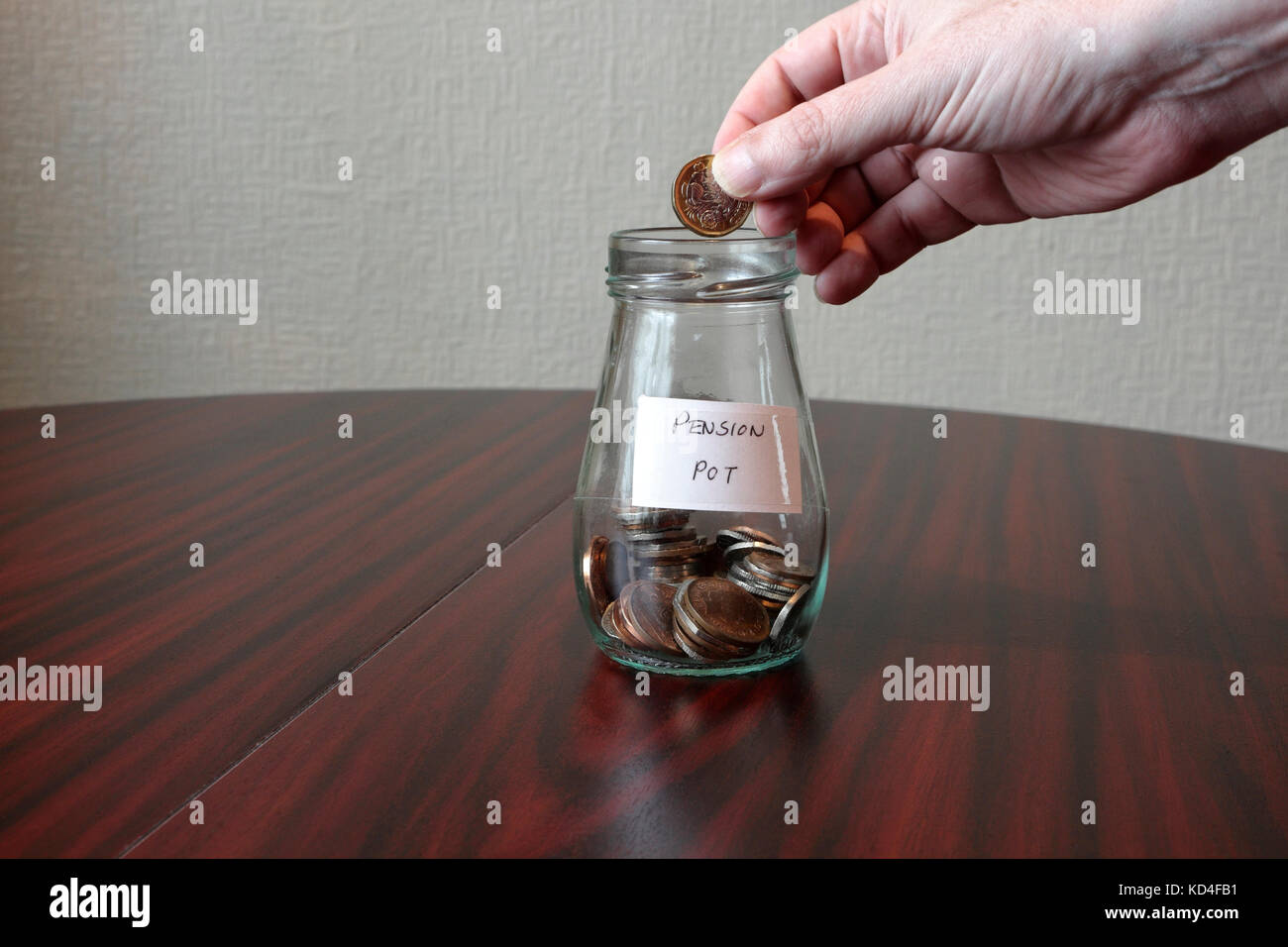 Saving money pot hi-res stock photography and images - Alamy