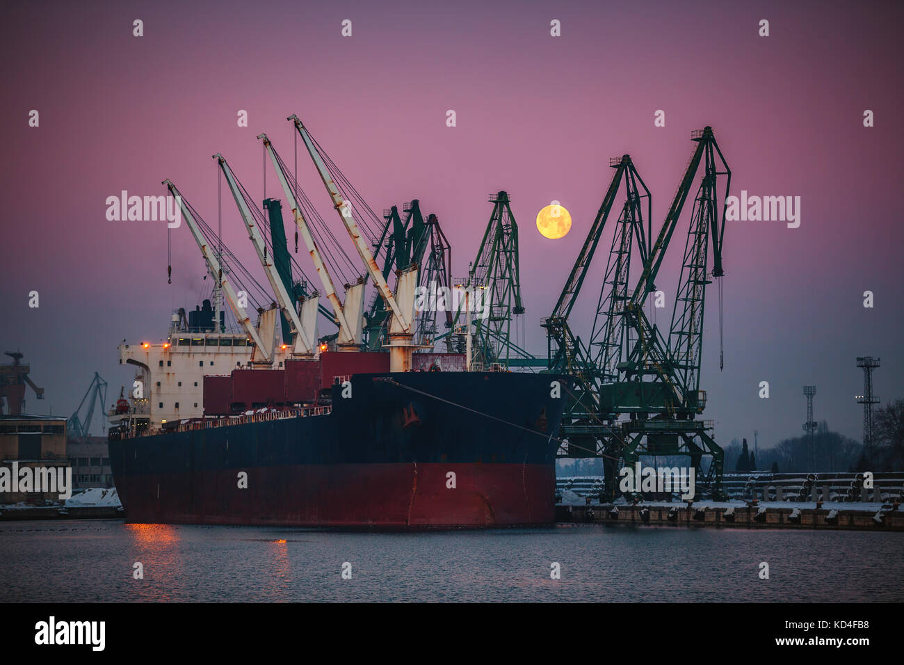 Cargo ship at sea night hi-res stock photography and images - Alamy