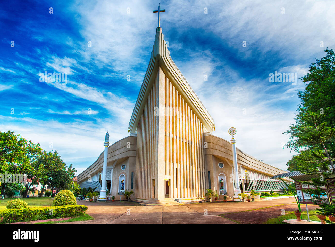 Tha-rae District, SAKON NAKHON, THAILAND - September 23, 2017: St ...