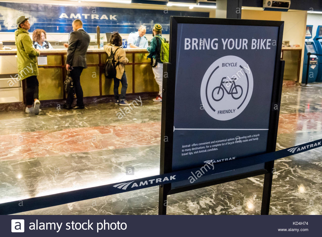 Amtrak Train At Station High Resolution Stock Photography and Images ...