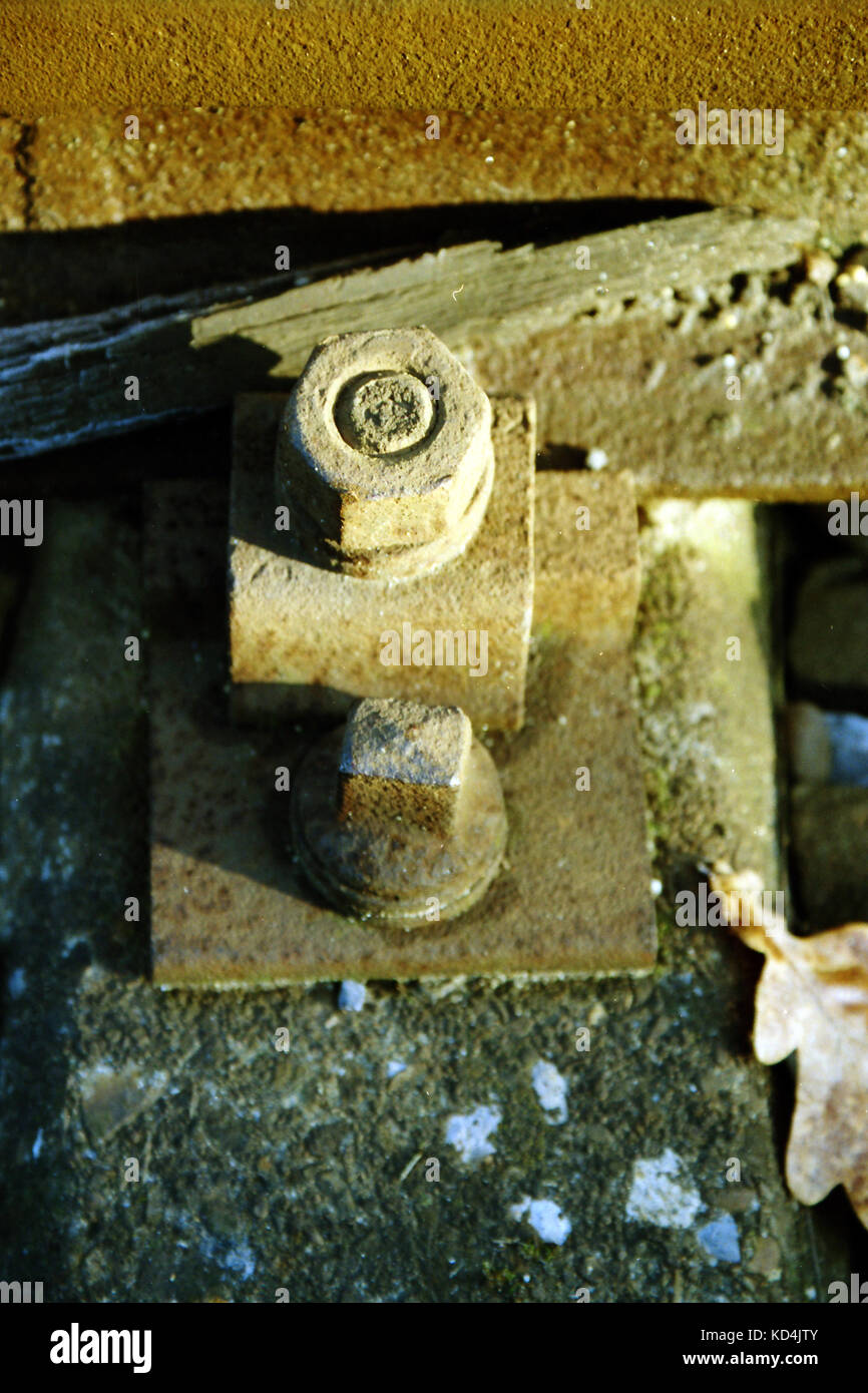 Railroad tie hi-res stock photography and images - Alamy