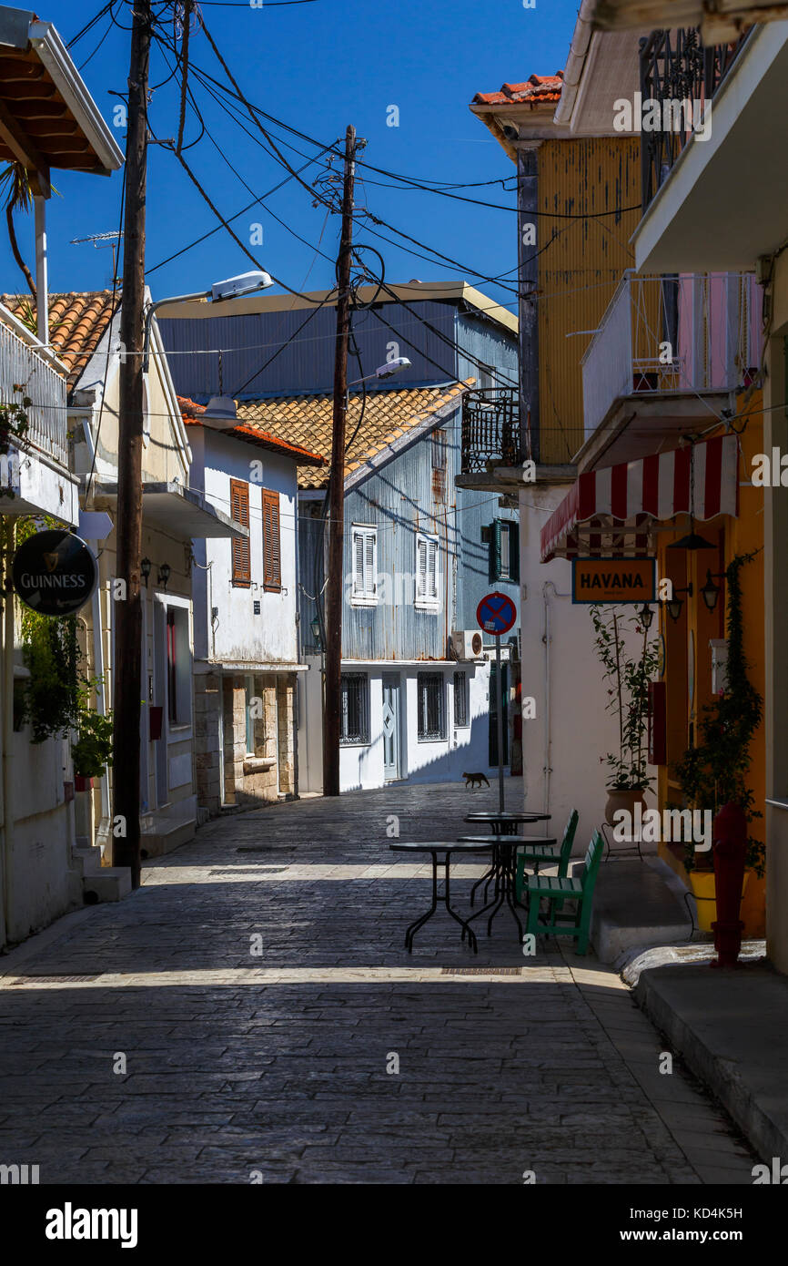 Architecture of the old town of Lefkada in Greece Stock Photo - Alamy