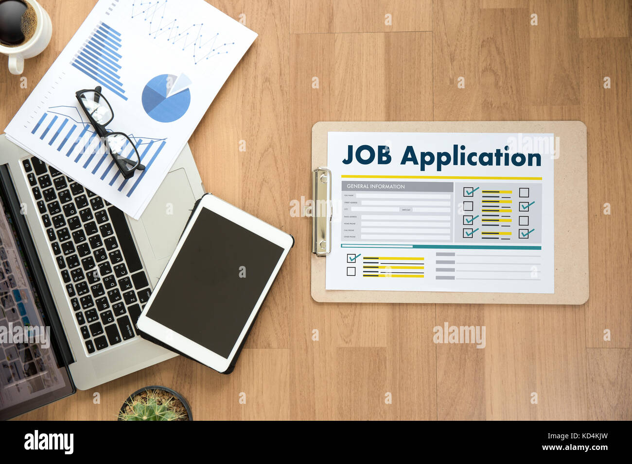JOB Application Applicant Filling Up the Online Profession Apply Hiring ...