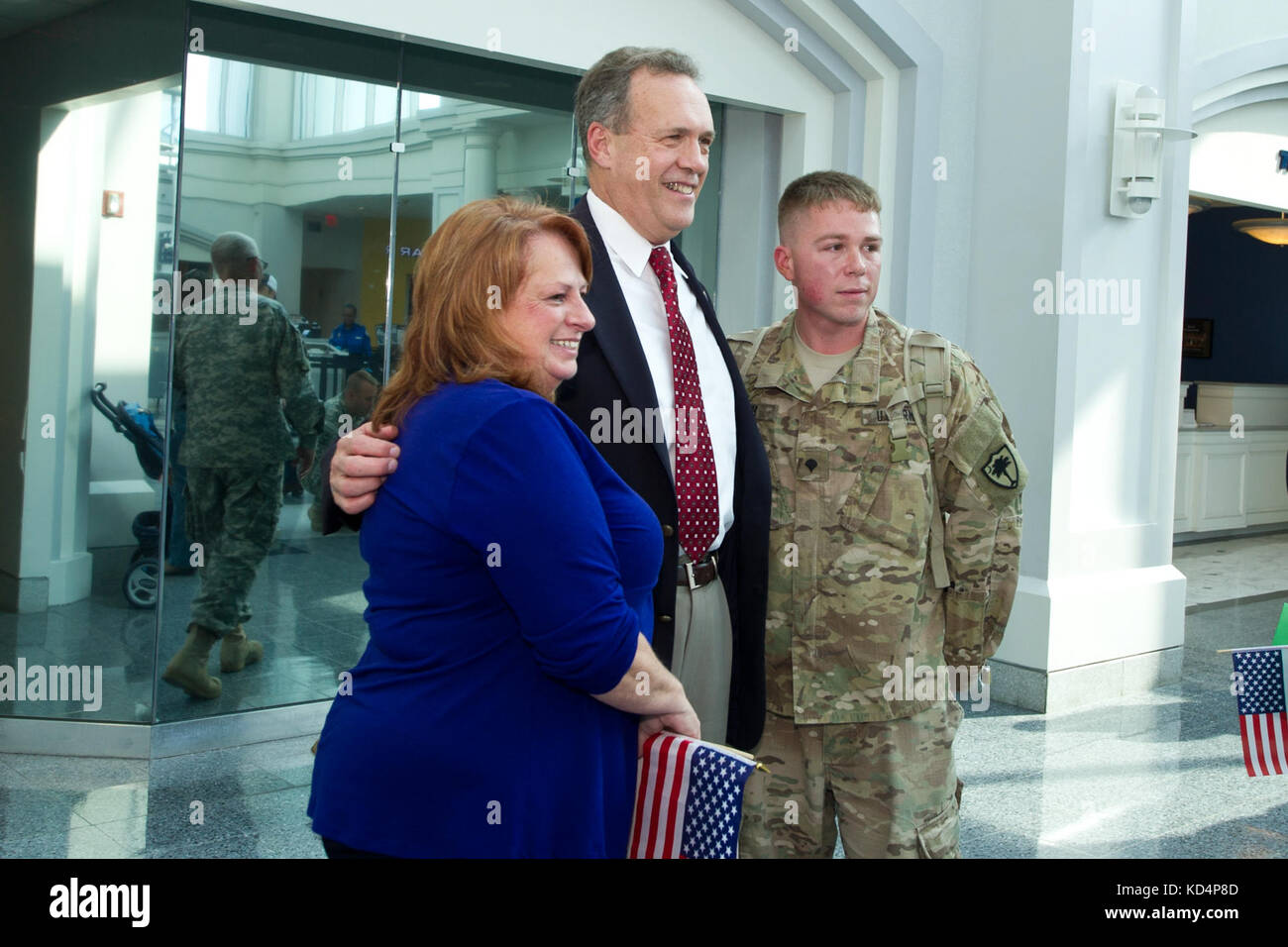U.S. Army Soldiers, assigned to the South Carolina Army National Guard ...
