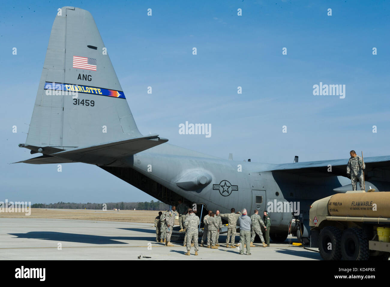 U.S. Army Soldiers from the 351 Aviation Support Battalion, South ...
