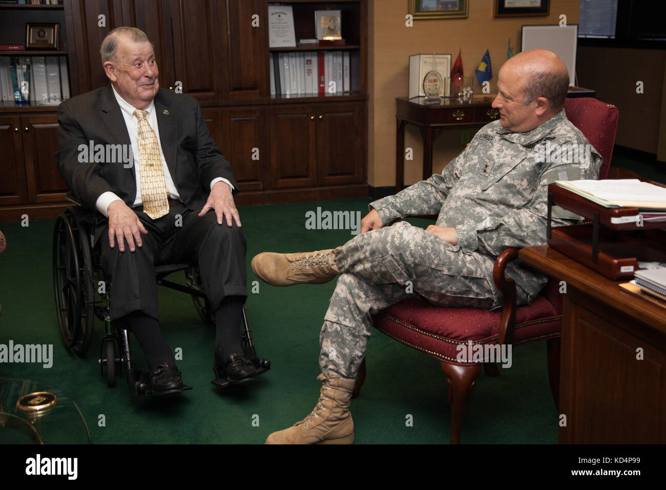 Retired U.S. Army Chief Warrant Officer 5 James Madison Simmons meets ...