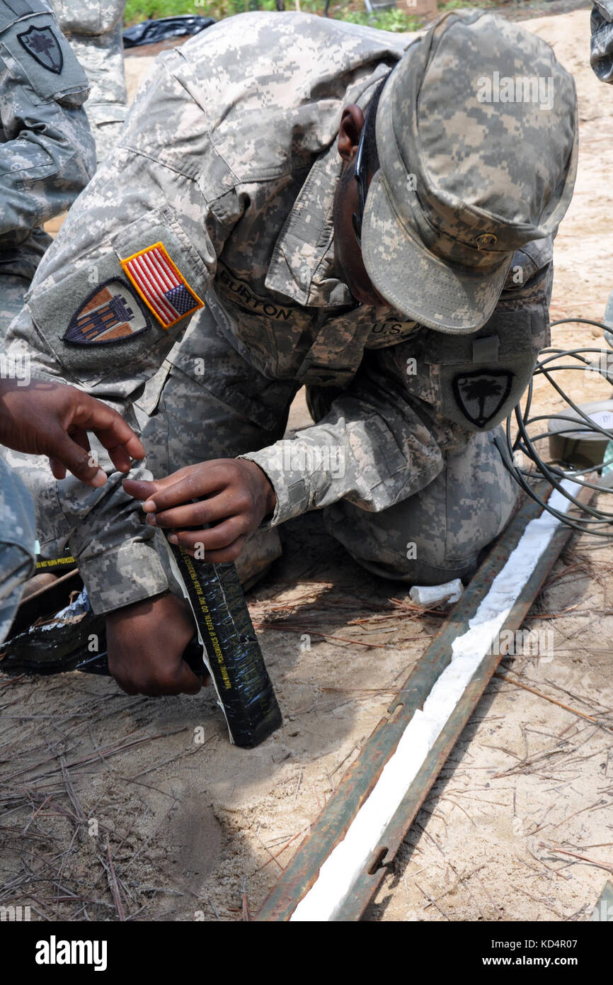 Water impulse charge hi-res stock photography and images - Alamy