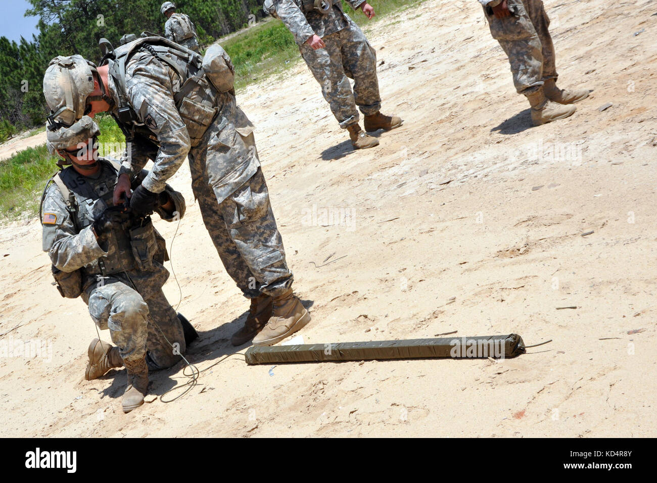 U.S. Army Soldiers with the 1222nd Engineer Company (Sapper), S.C. Army ...