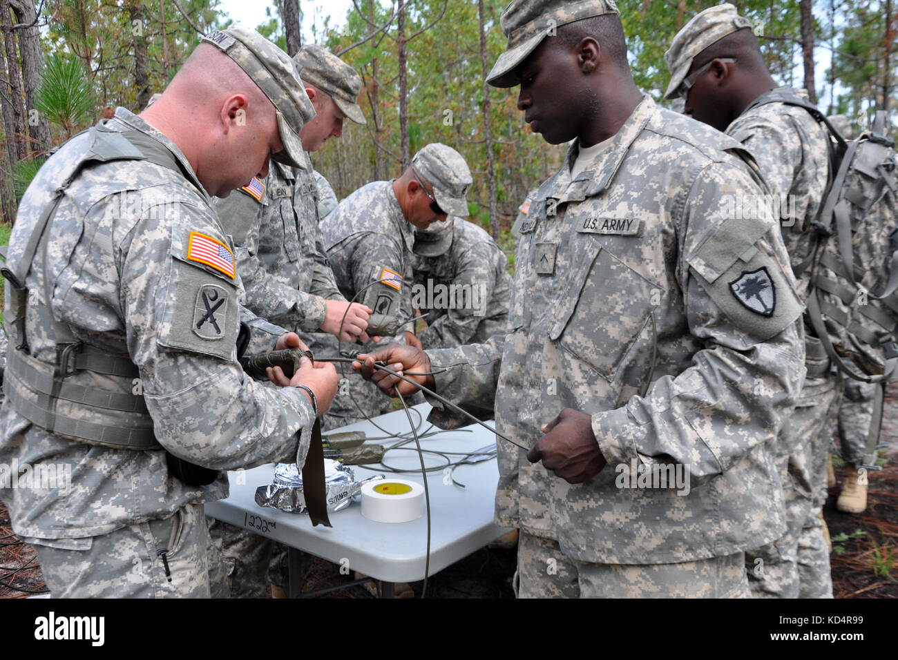 U.S. Army Soldiers with the 1222nd Engineer Company (Sapper), S.C. Army ...
