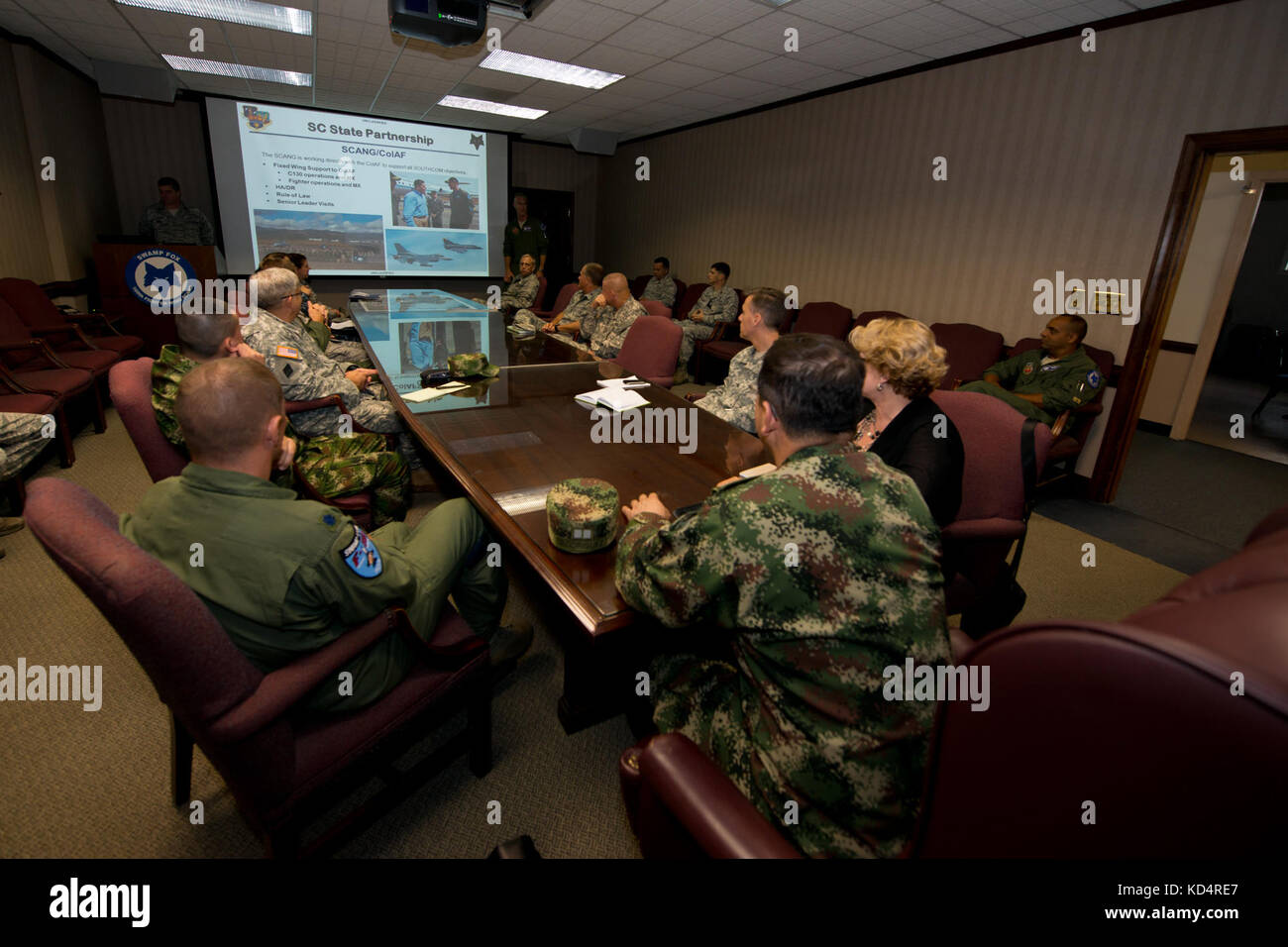 Colombian army commander hi-res stock photography and images - Alamy