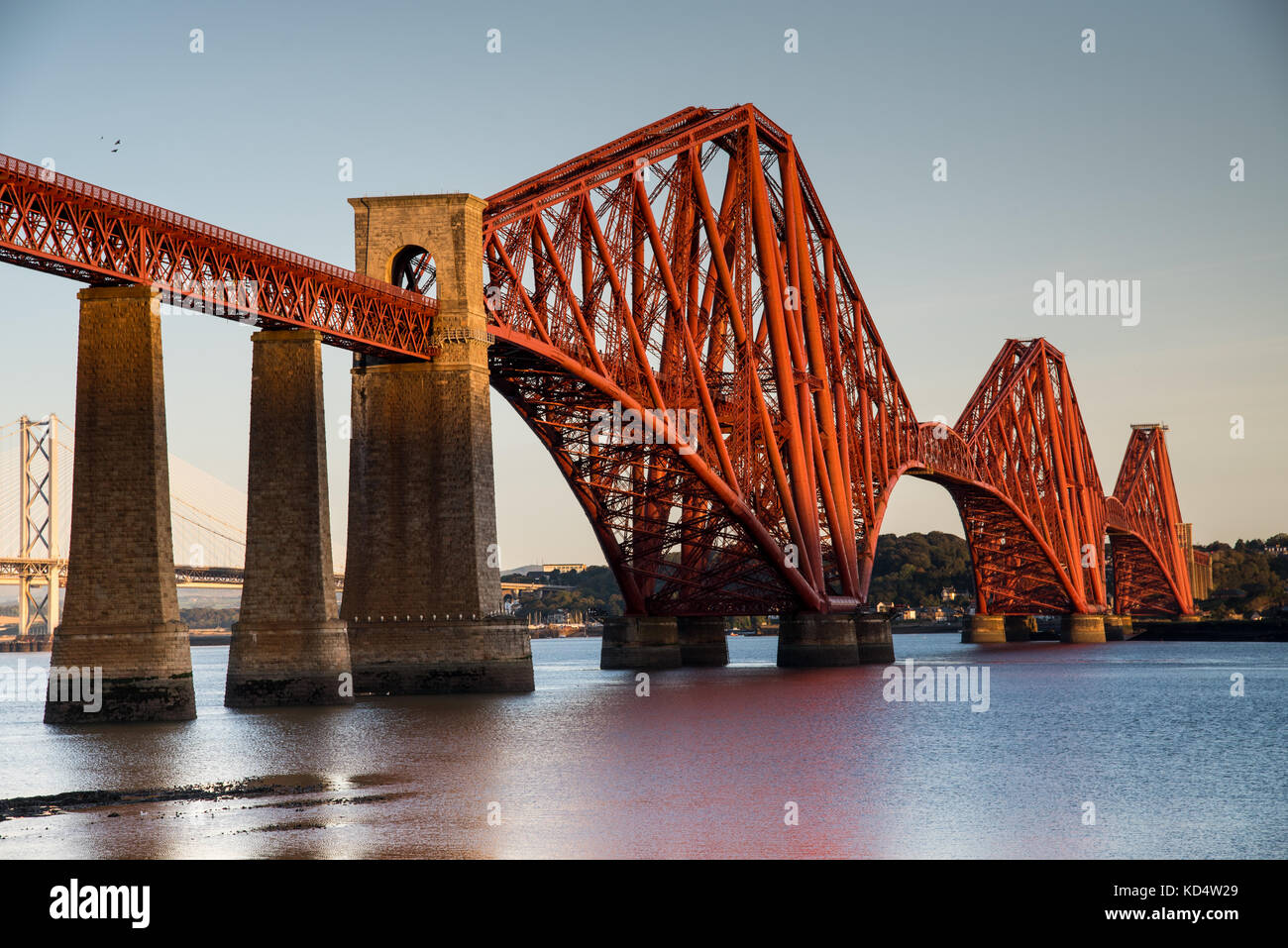 Firth forth train hi-res stock photography and images - Alamy