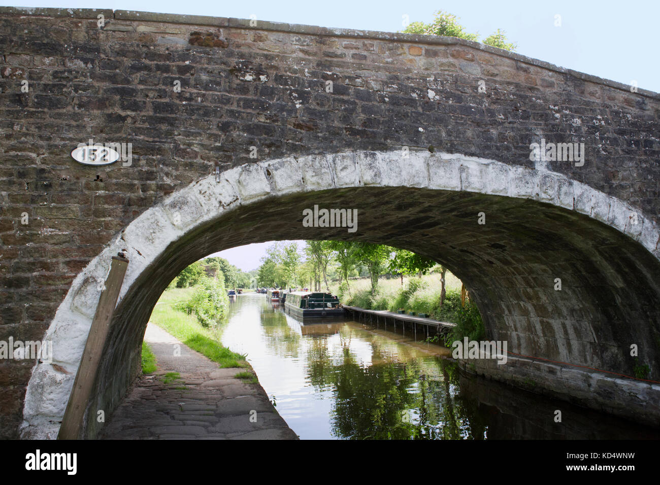 Cockshott bridge hi-res stock photography and images - Alamy