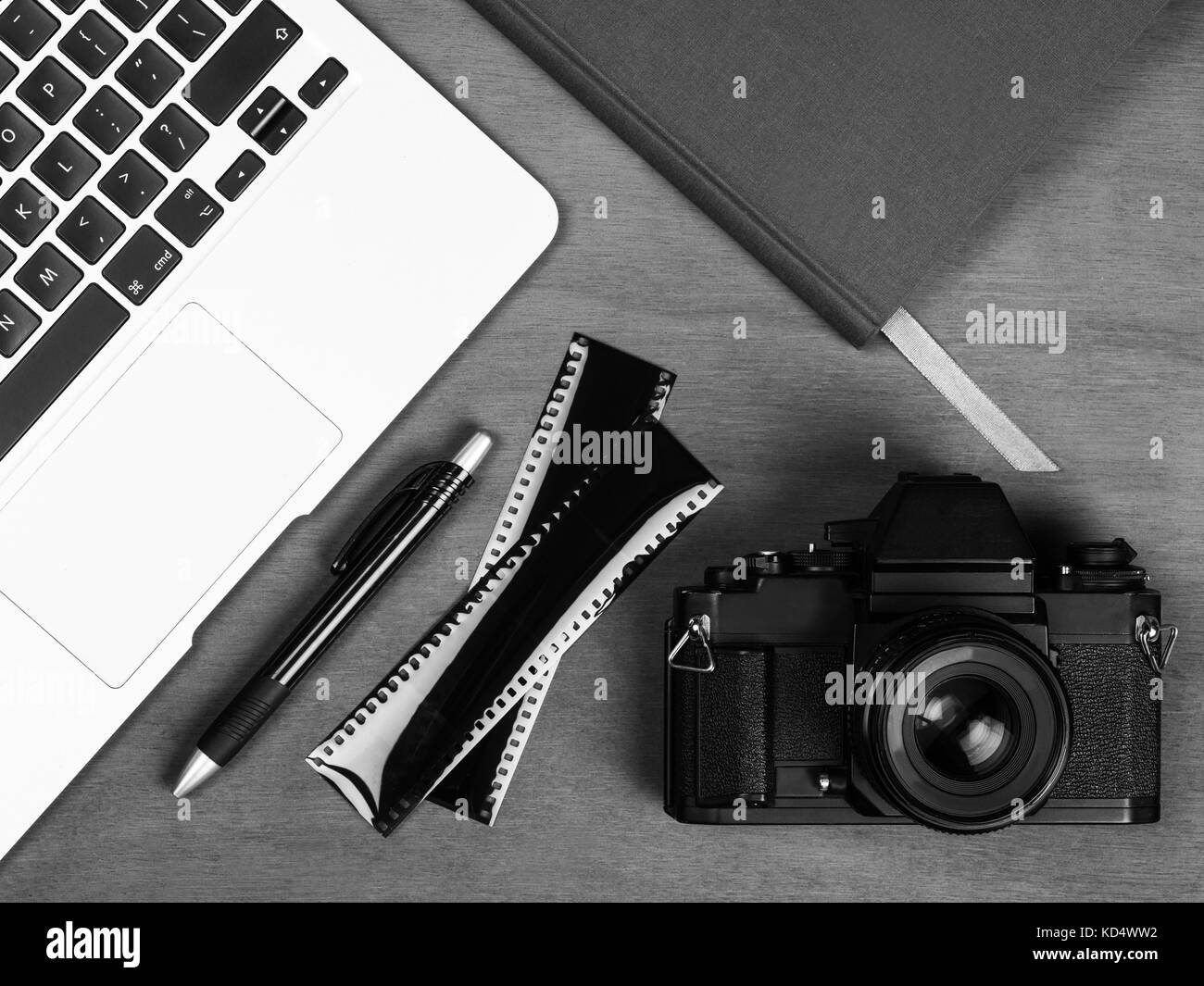 Negative desk hi-res stock photography and images - Alamy