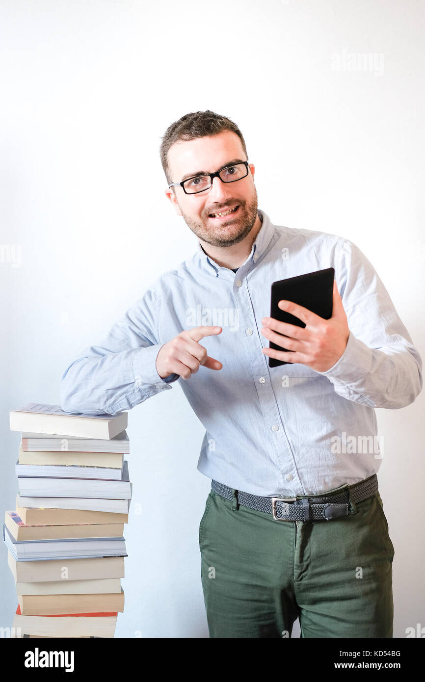 Man e book library hi-res stock photography and images - Alamy
