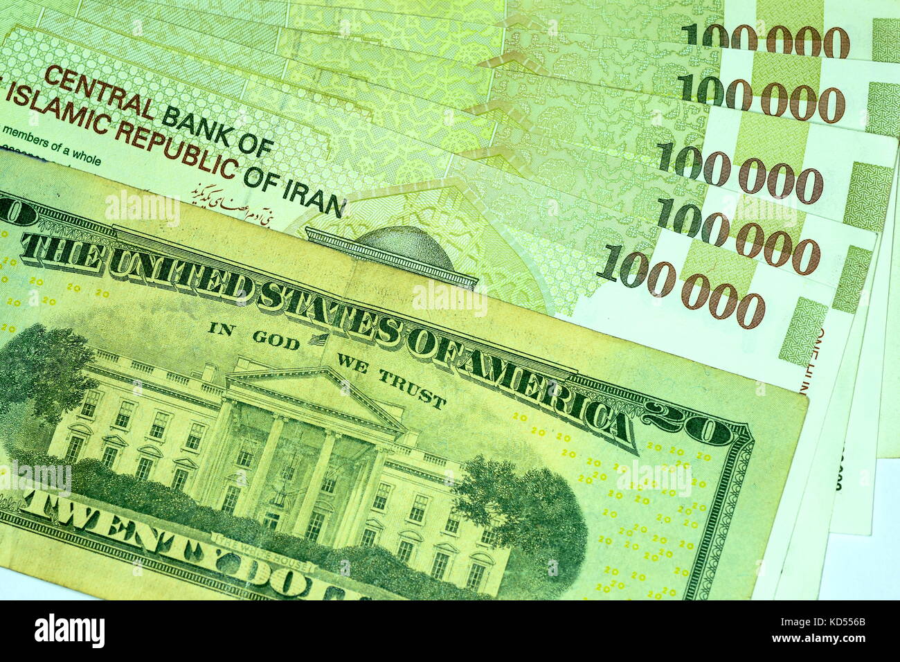 Close up Banknote and Currency Bills and Coins Stock Photo - Alamy