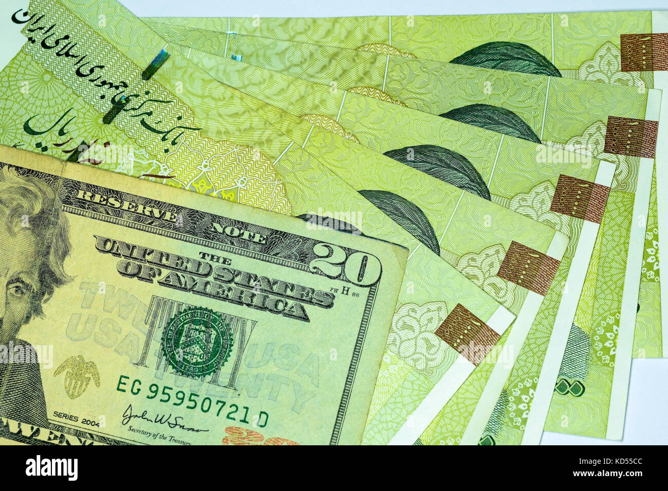 Close up Banknote and Currency Bills and Coins Stock Photo - Alamy