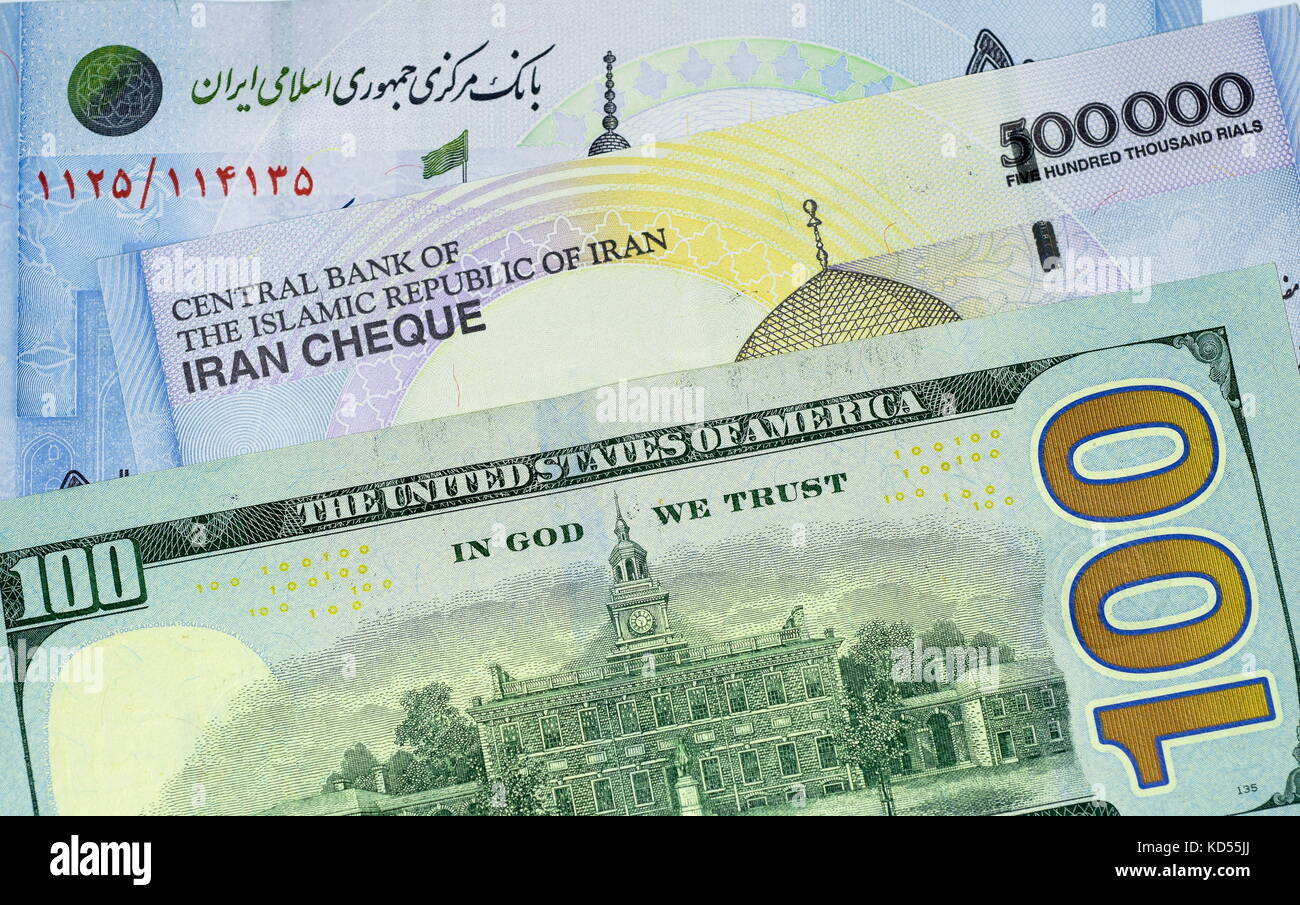 Close up Banknote and Currency Bills and Coins Stock Photo - Alamy