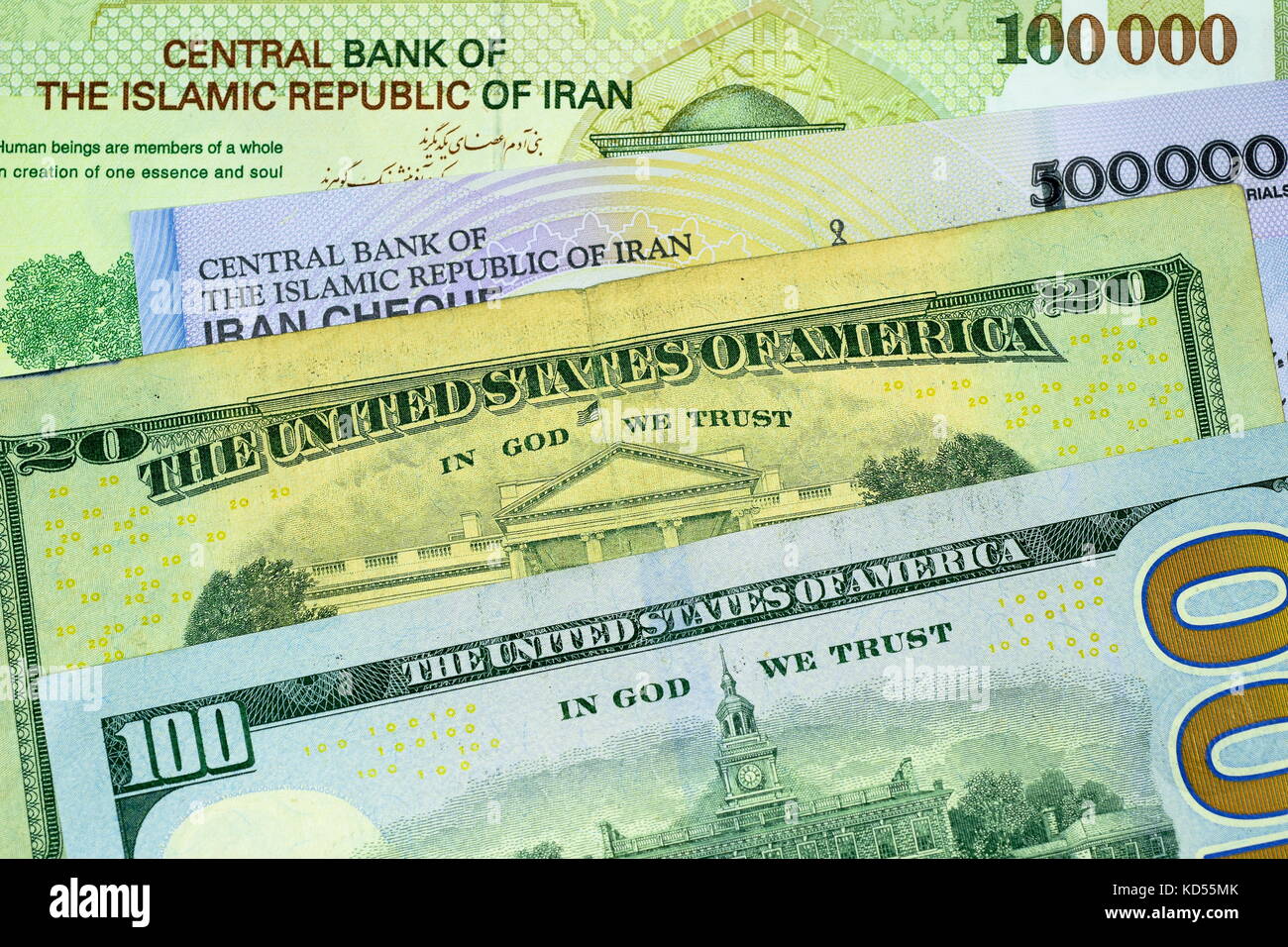 Close up Banknote and Currency Bills and Coins Stock Photo - Alamy