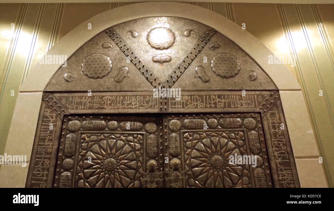 Hermitage museum ancient art gallery hi-res stock photography and ...