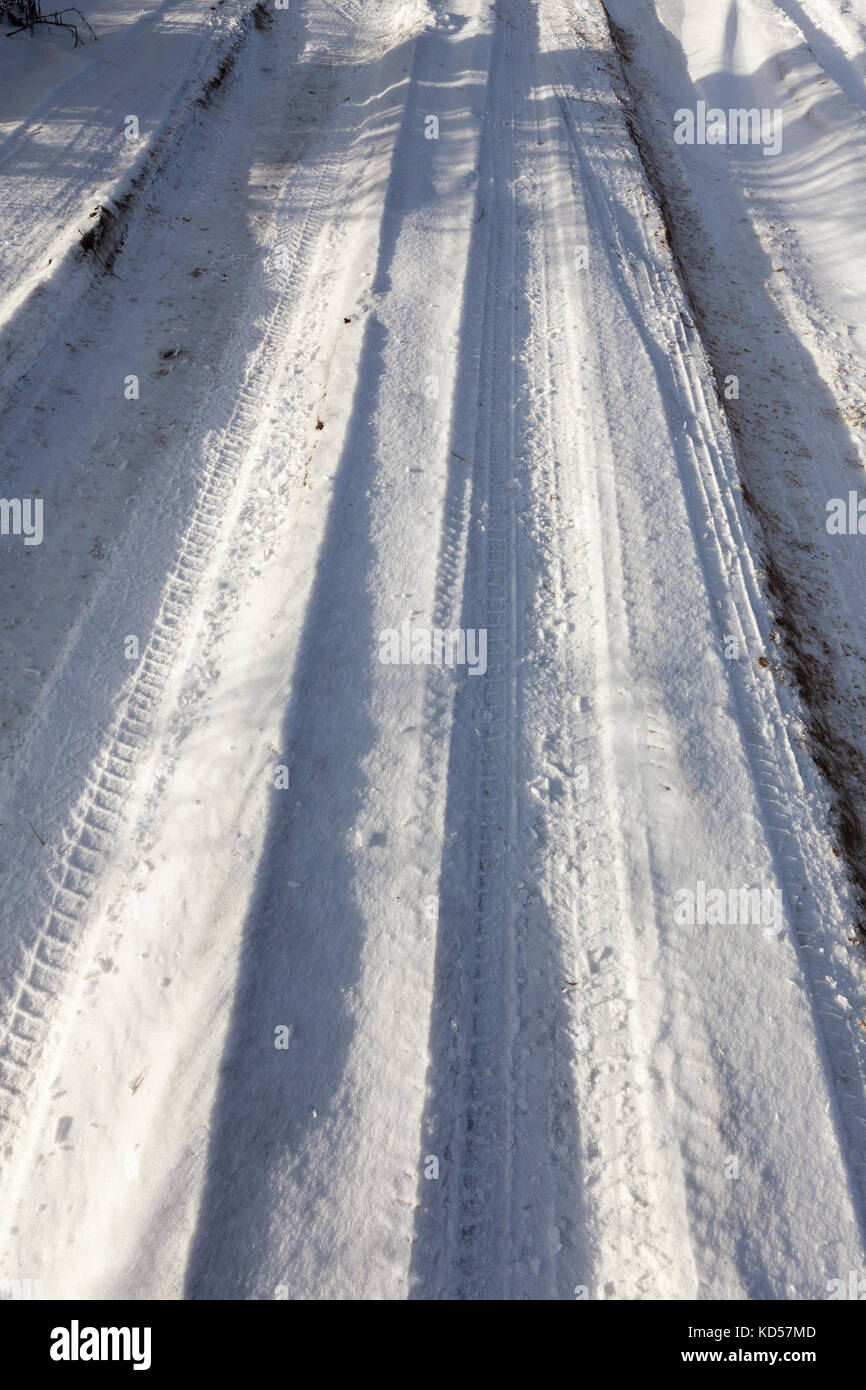 Track in the snow, winter Stock Photo - Alamy