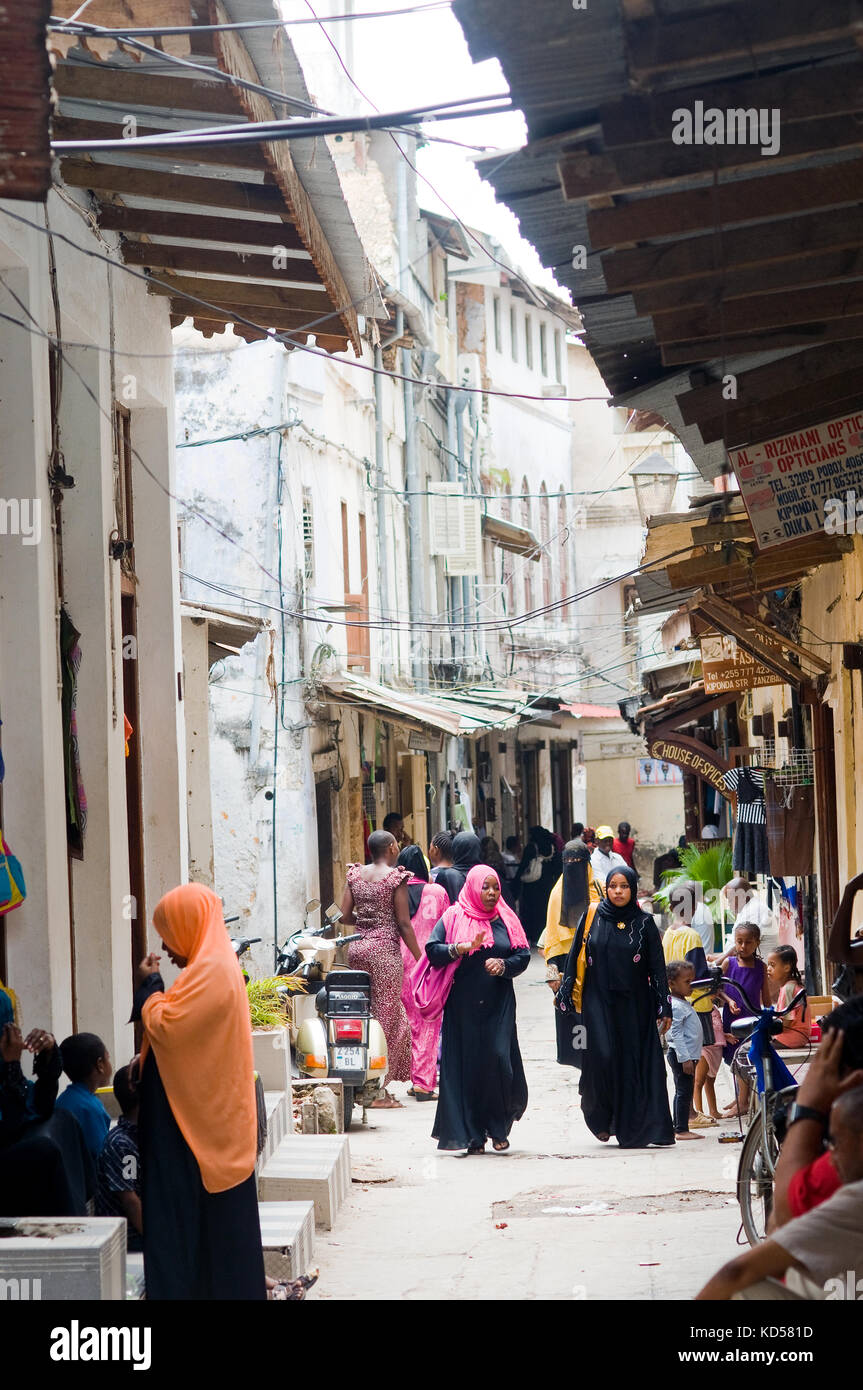 Street scene, Old Stone Town, Zanzibar, Tanzania Stock Photo - Alamy