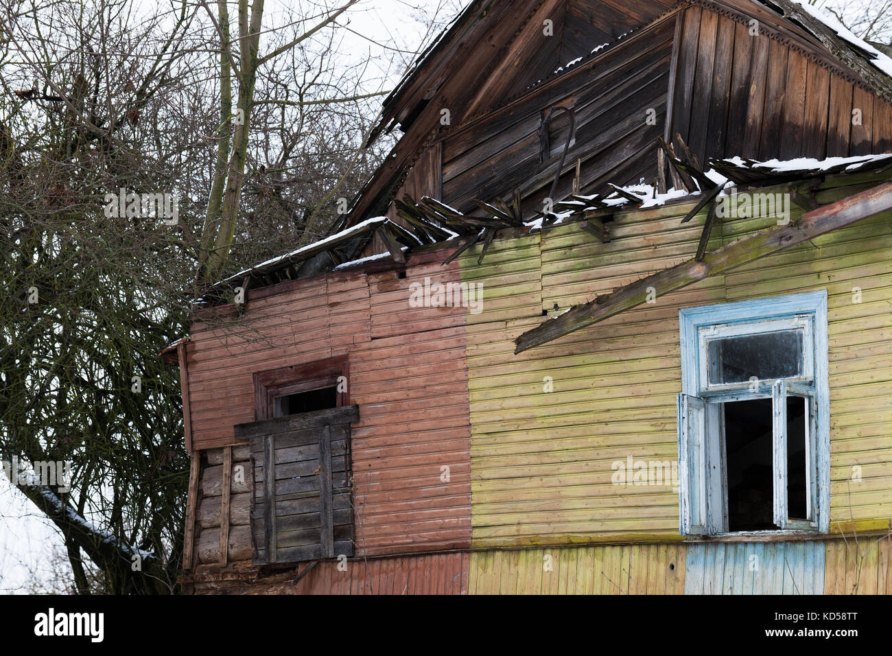 Ruined house, close-up Stock Photo - Alamy