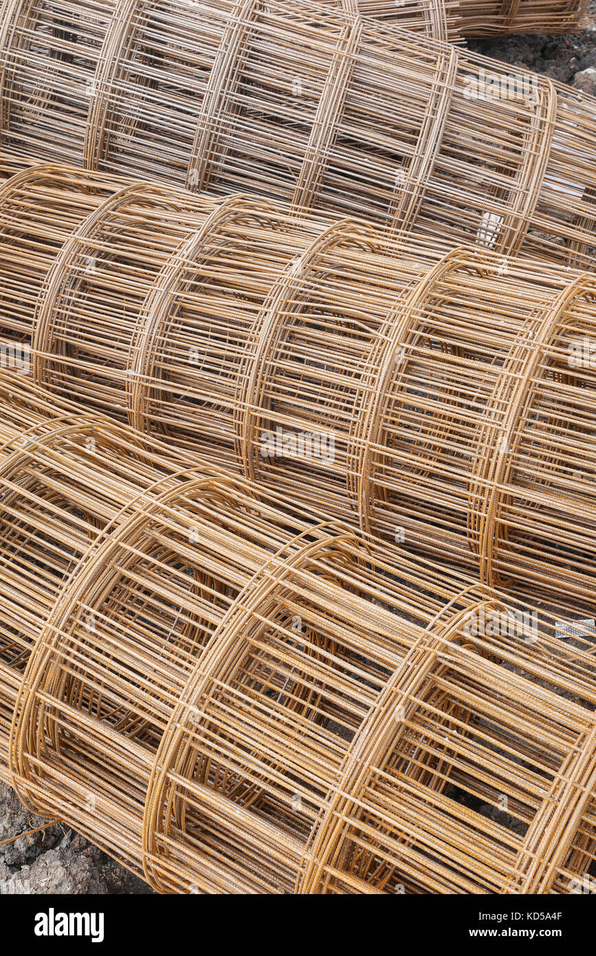 steel wire mesh used to reinforce concrete in construction Stock Photo ...