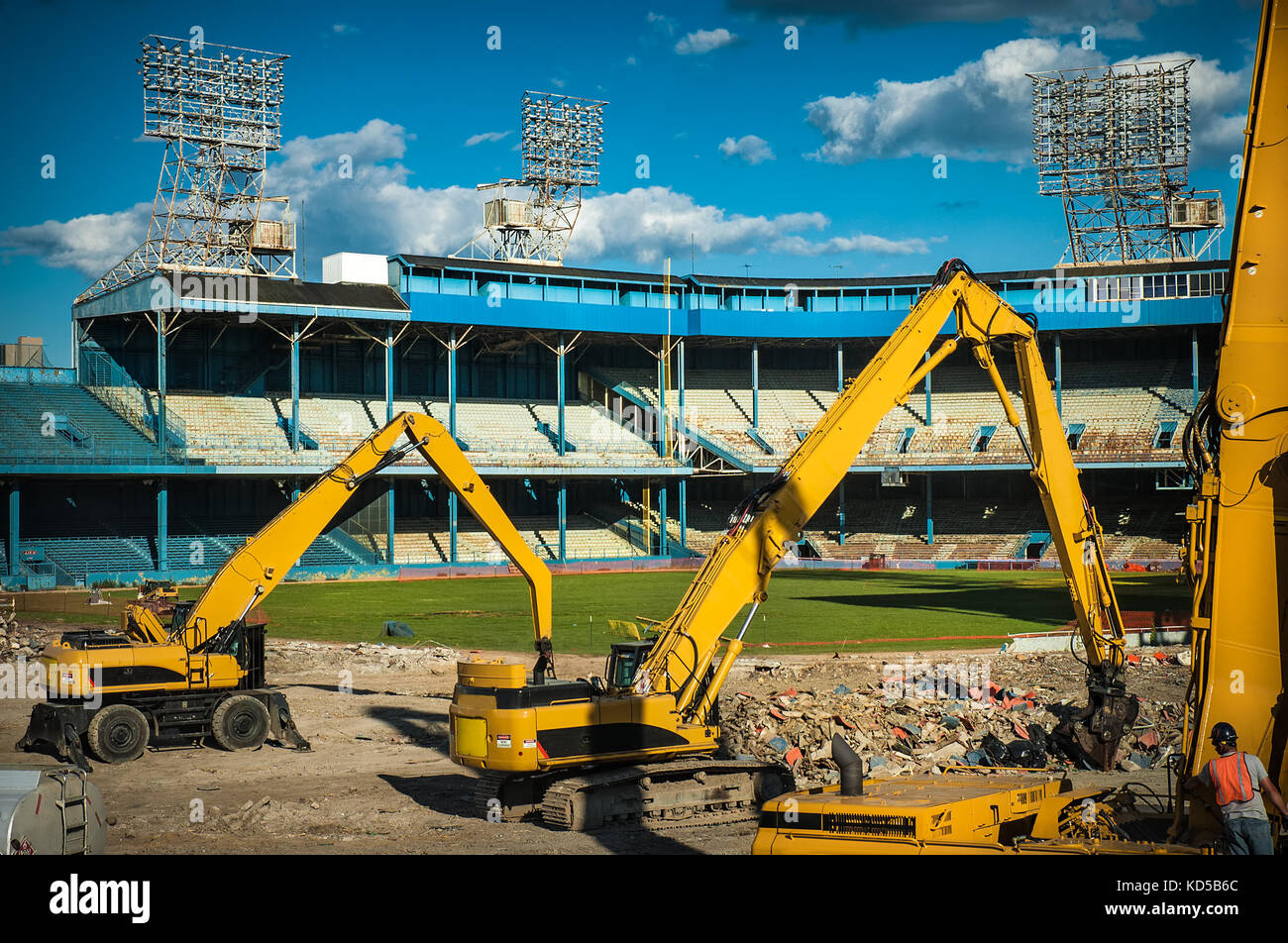Teardown equipment hi-res stock photography and images - Alamy