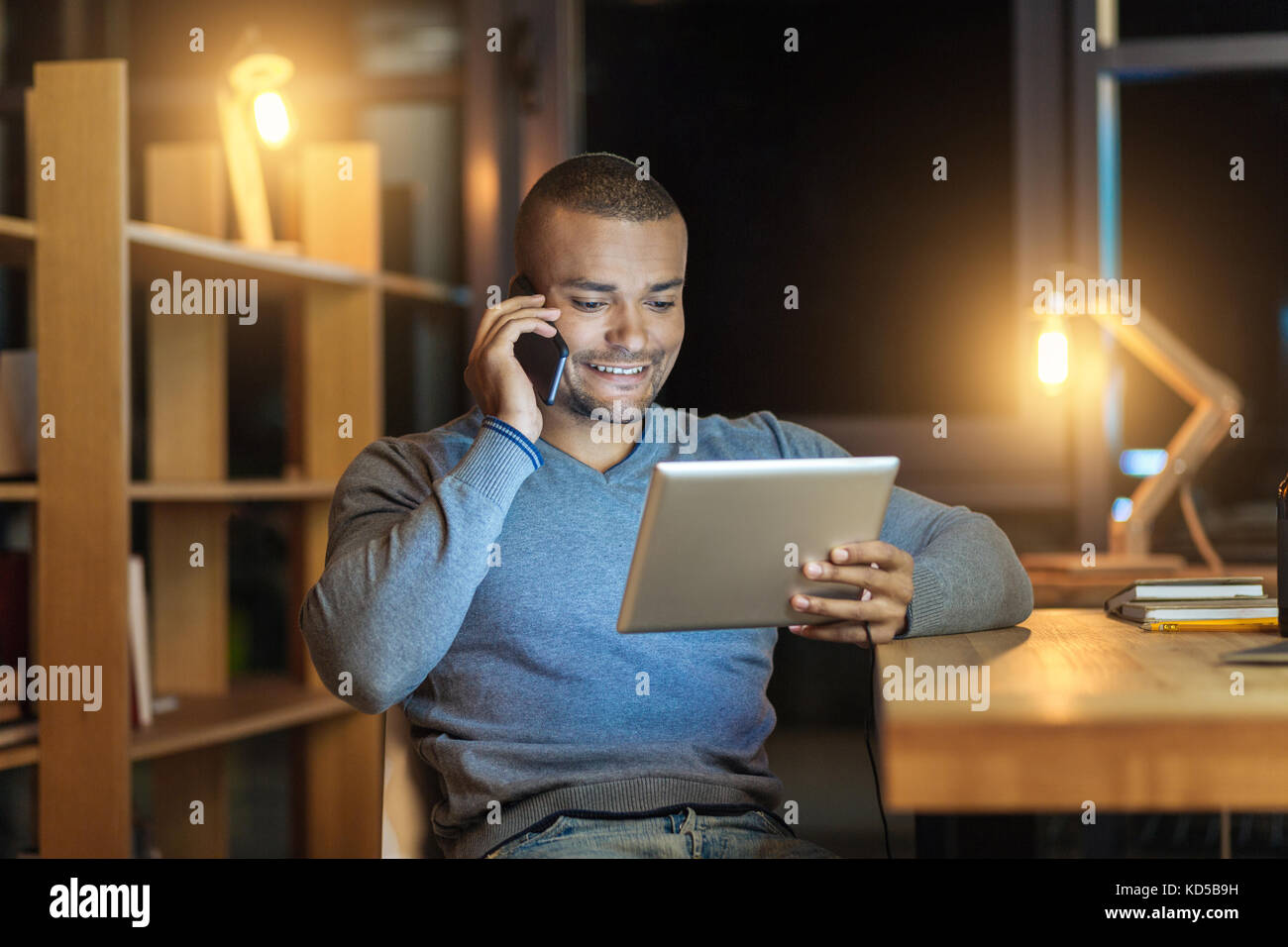 Overtime project hi-res stock photography and images - Alamy