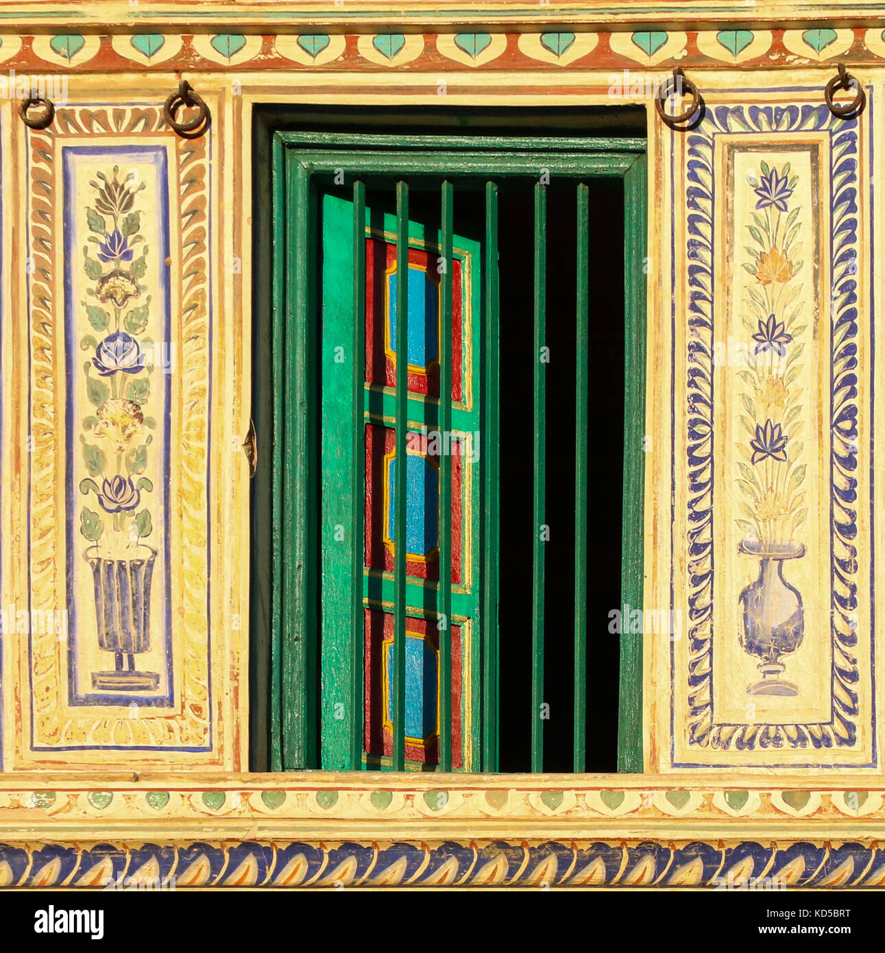 Colourful window in Mandawa, Rajasthan India Stock Photo - Alamy