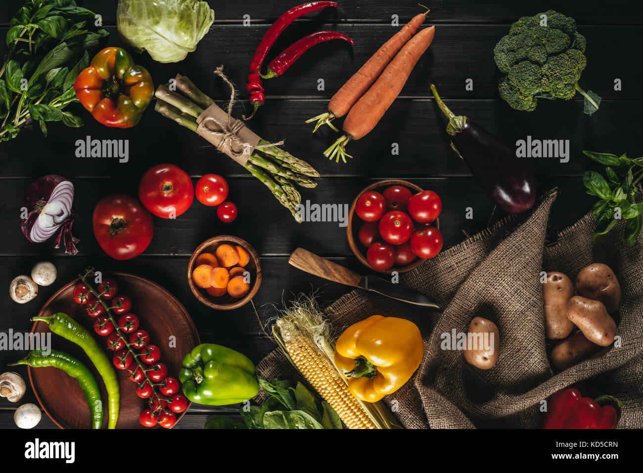 Broccoli Carrots Vegetables High Resolution Stock Photography and ...